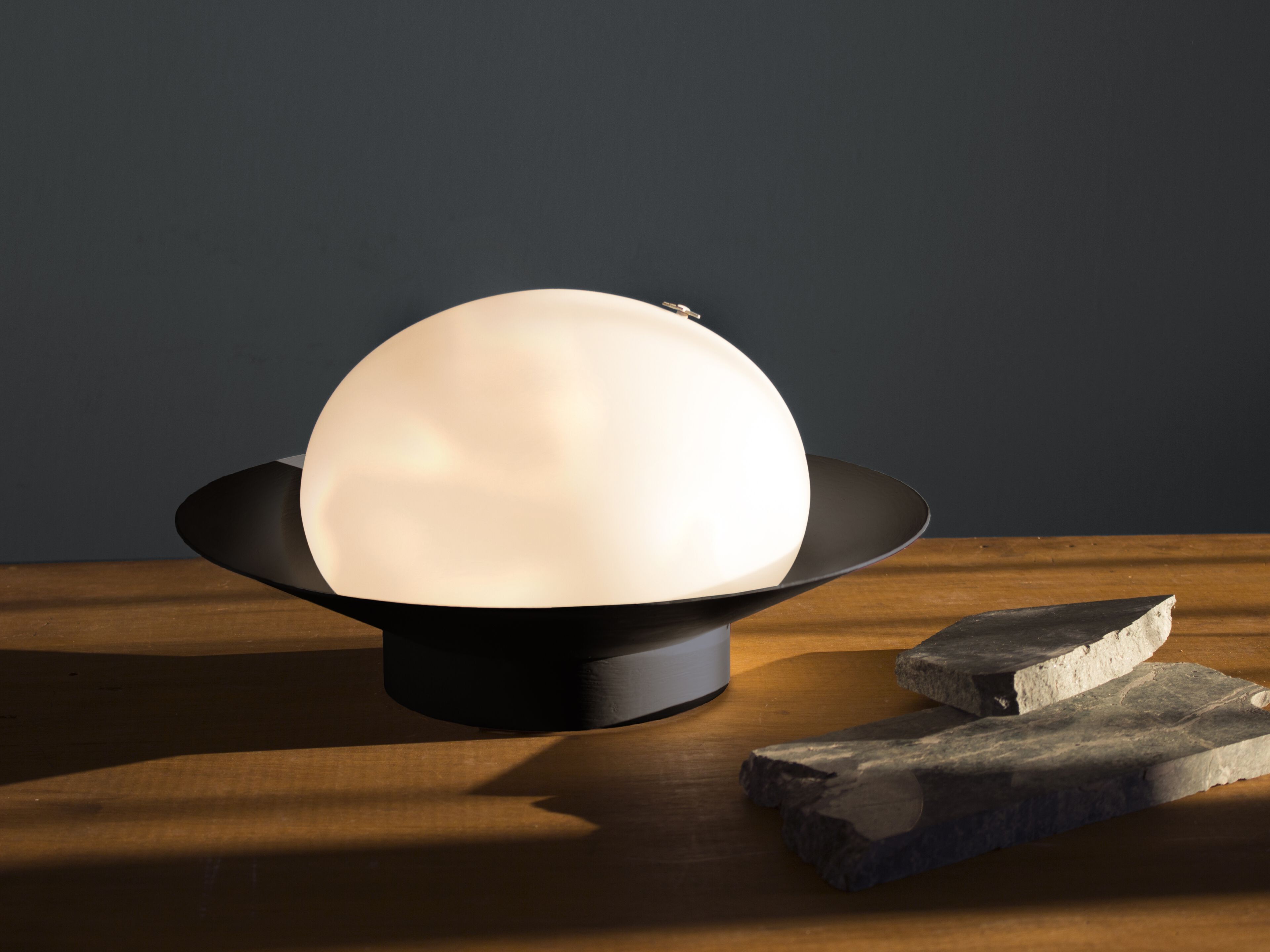 NUVOLE RAPIDE Table lamp By OliveLab | design Giulia Liverani