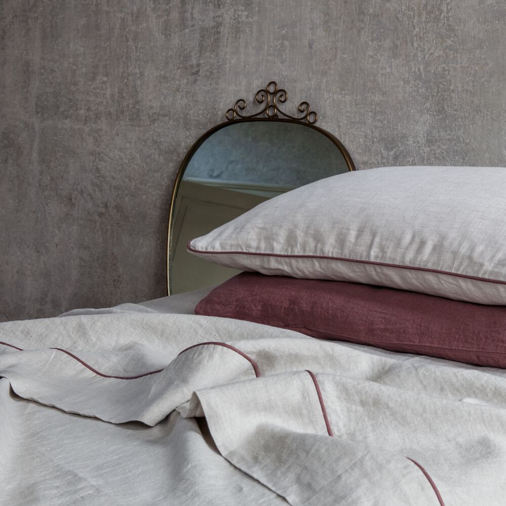 TOP SHEET WITH PIPING Bed sheet By Once Milano