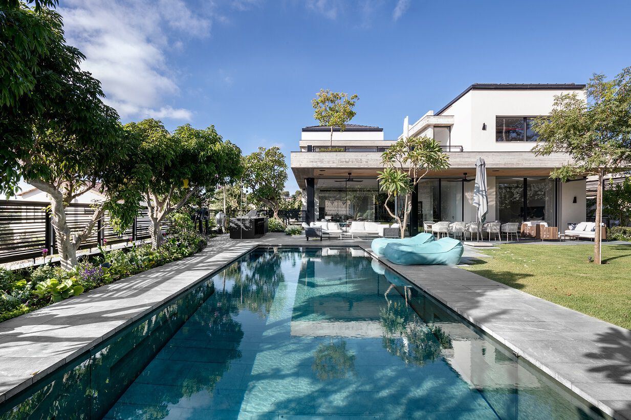 CARMEL MOUNTAIN VILLAGE VILLA 户外厨房 By Outopia