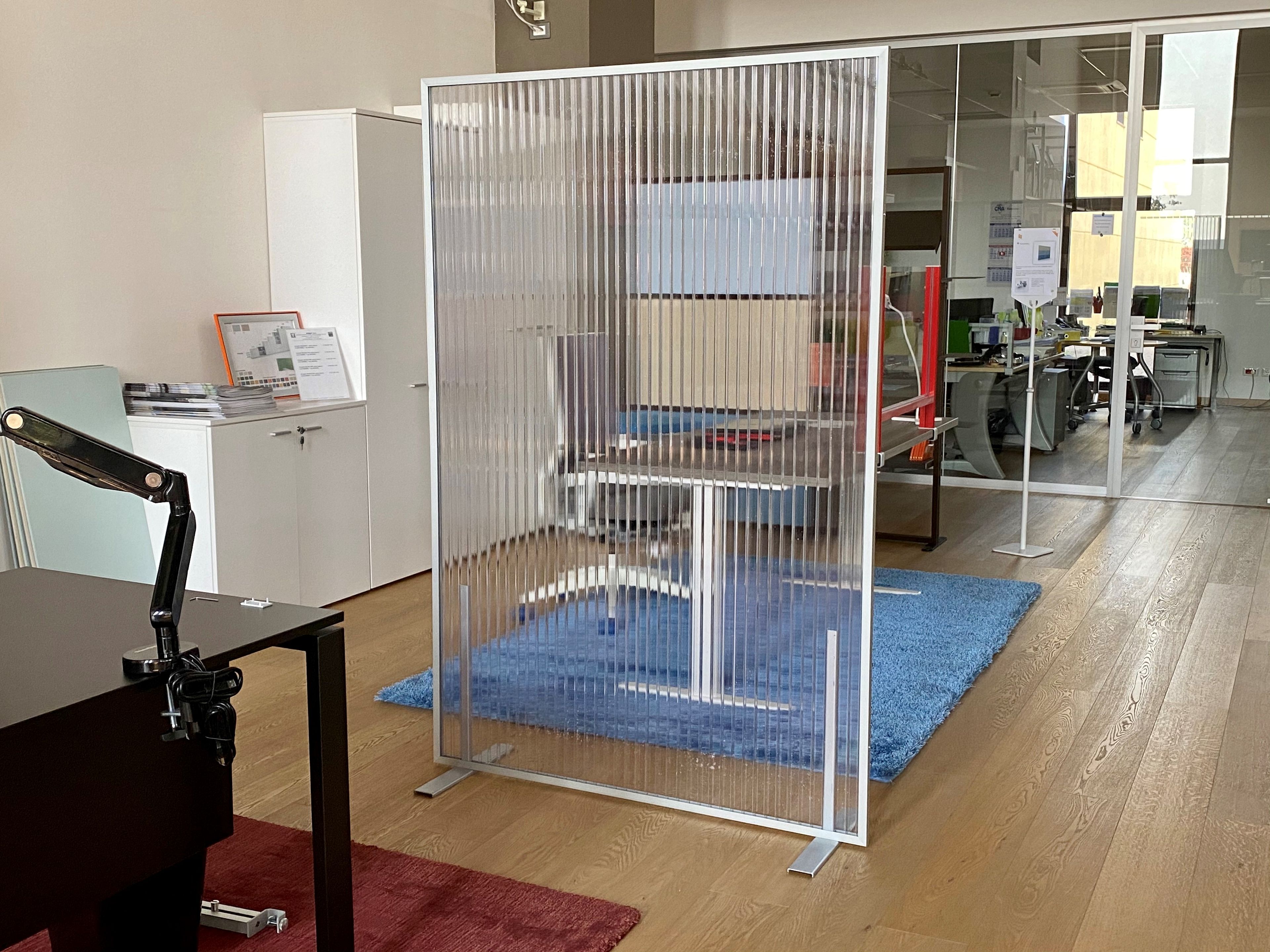 Pannello divisorio per ufficio in policarbonato PA16 By STUDIO T
