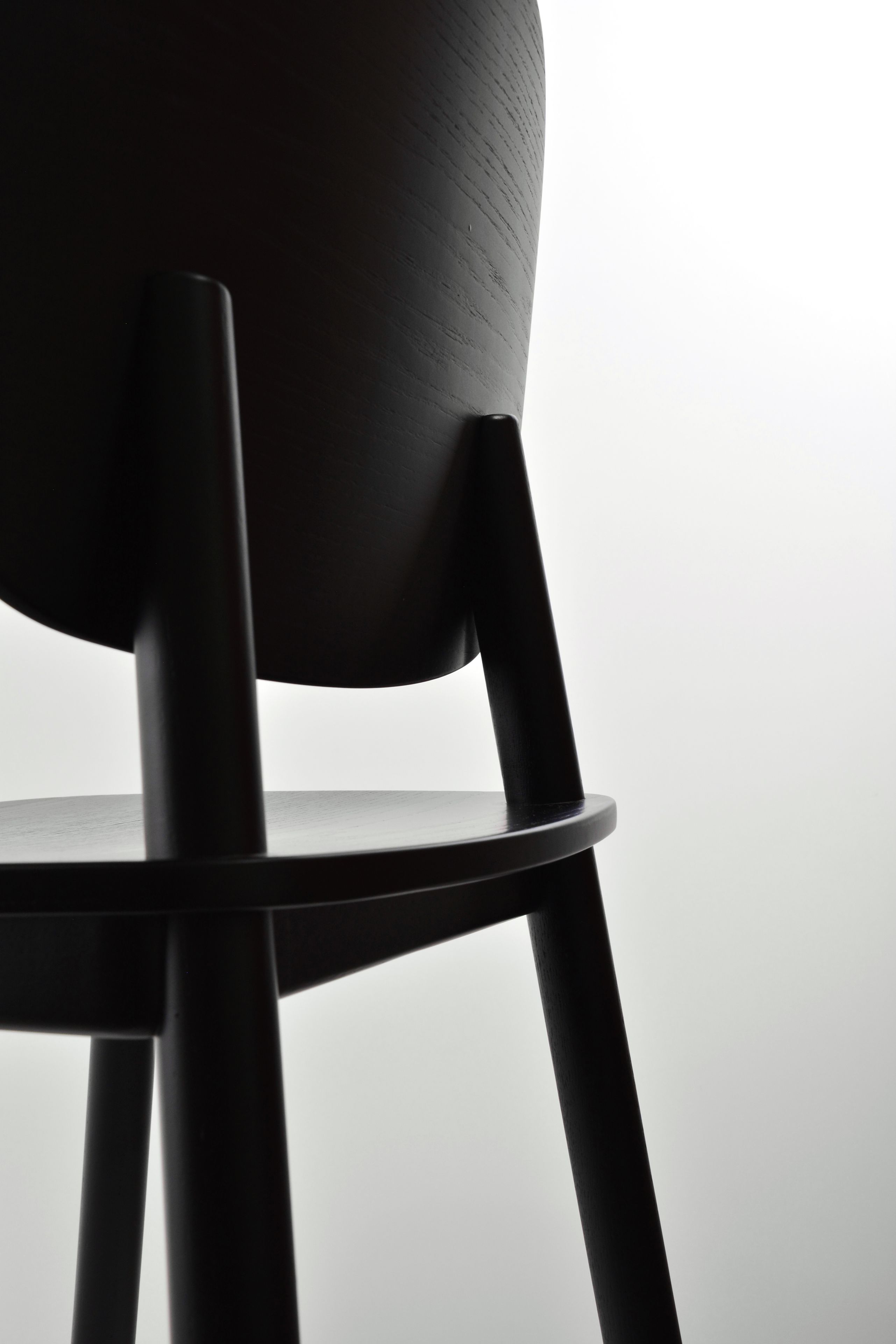 PADDLE Wooden chair By CRUSO | design Benoît Deneufbourg