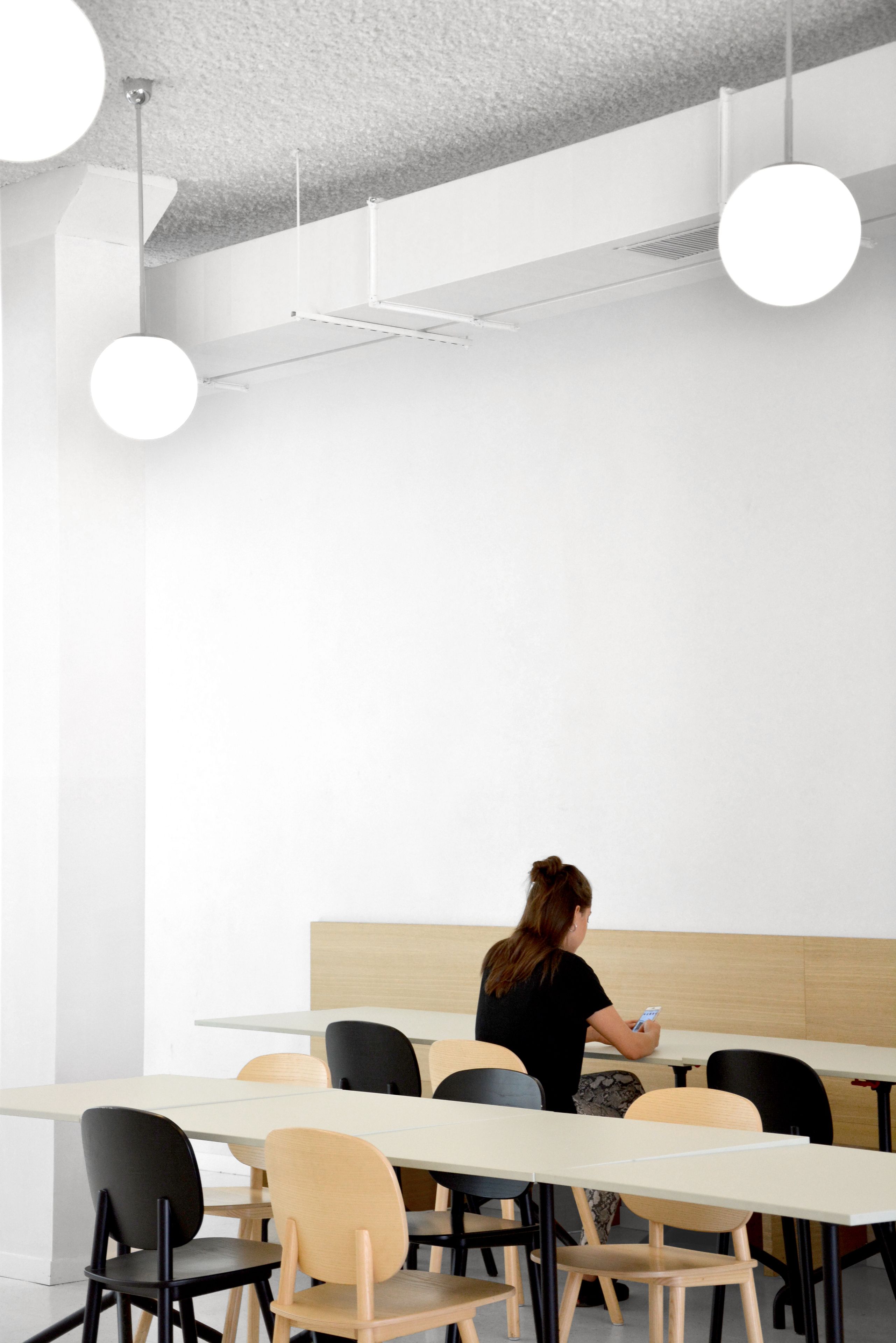 PADDLE Wooden chair By CRUSO | design Benoît Deneufbourg