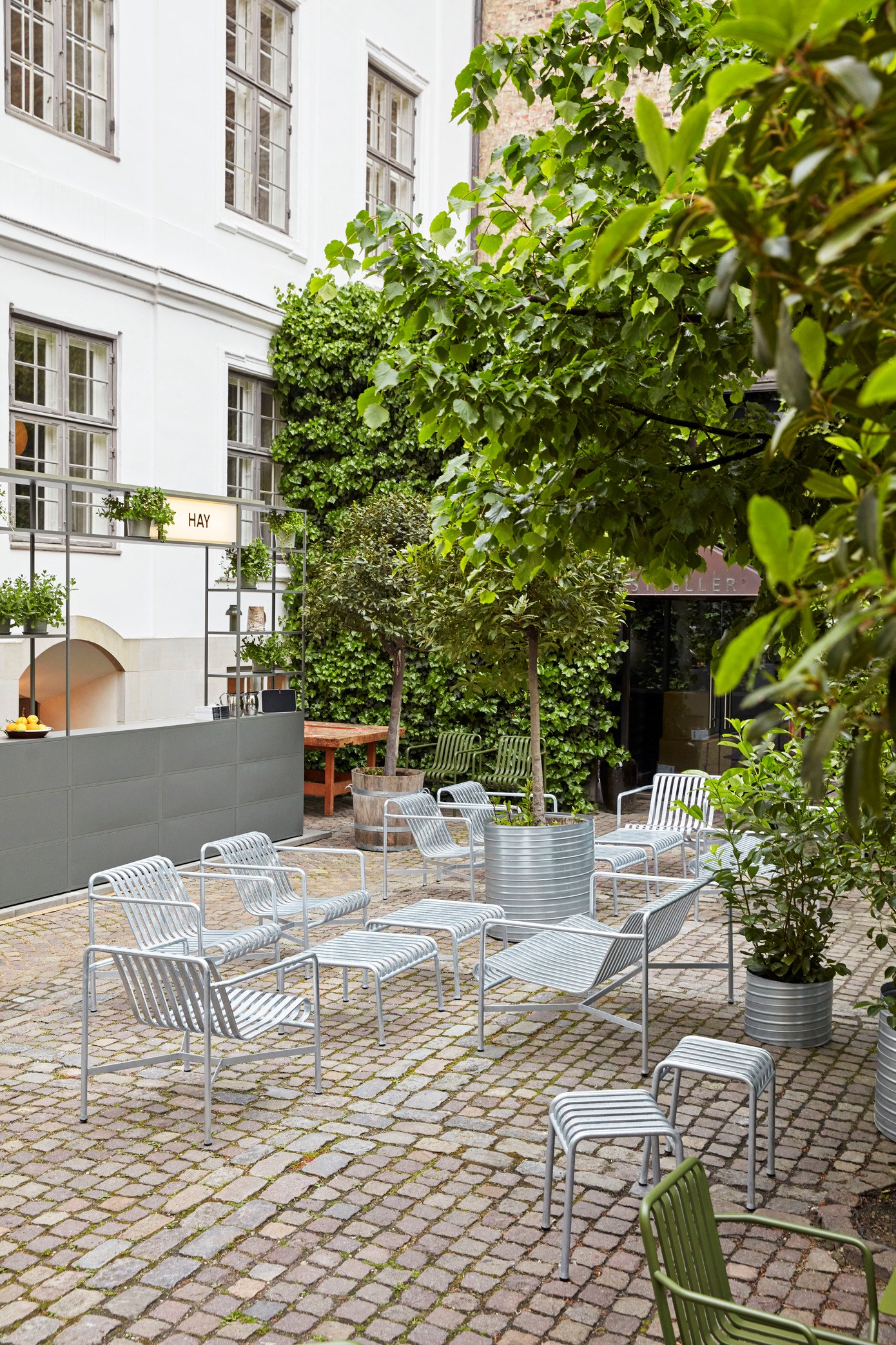 PALISSADE | Garden sofa Palissade Collection By Hay design Ronan ...