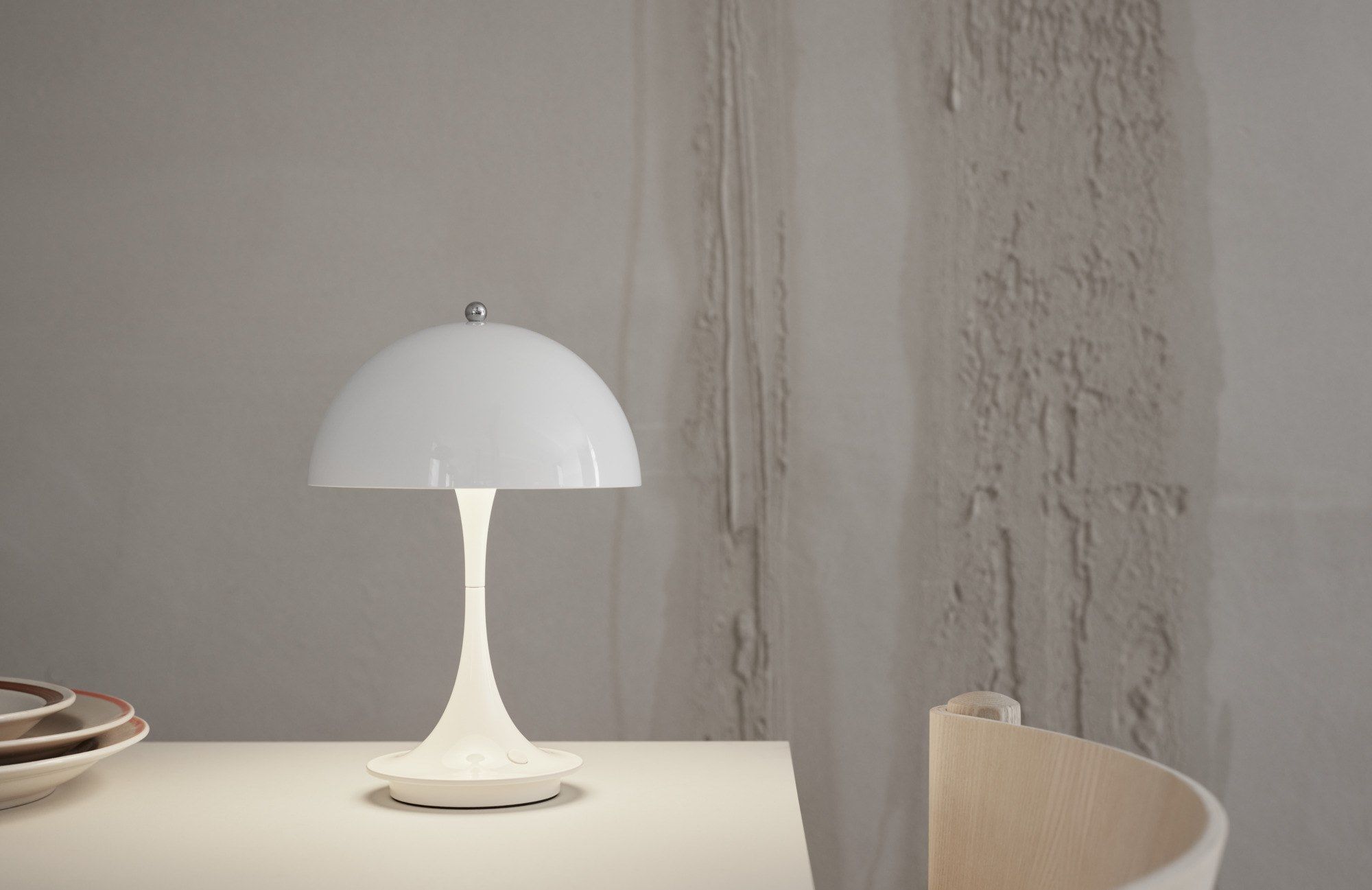 PANTHELLA PORTABLE METAL table lamp By Louis Poulsen design Verner Panton