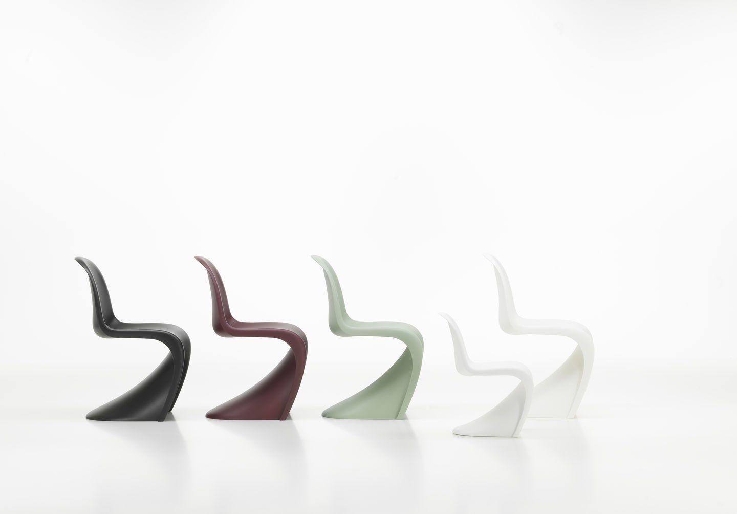 PANTON CHAIR Polypropylene chair By Vitra | design Verner Panton
