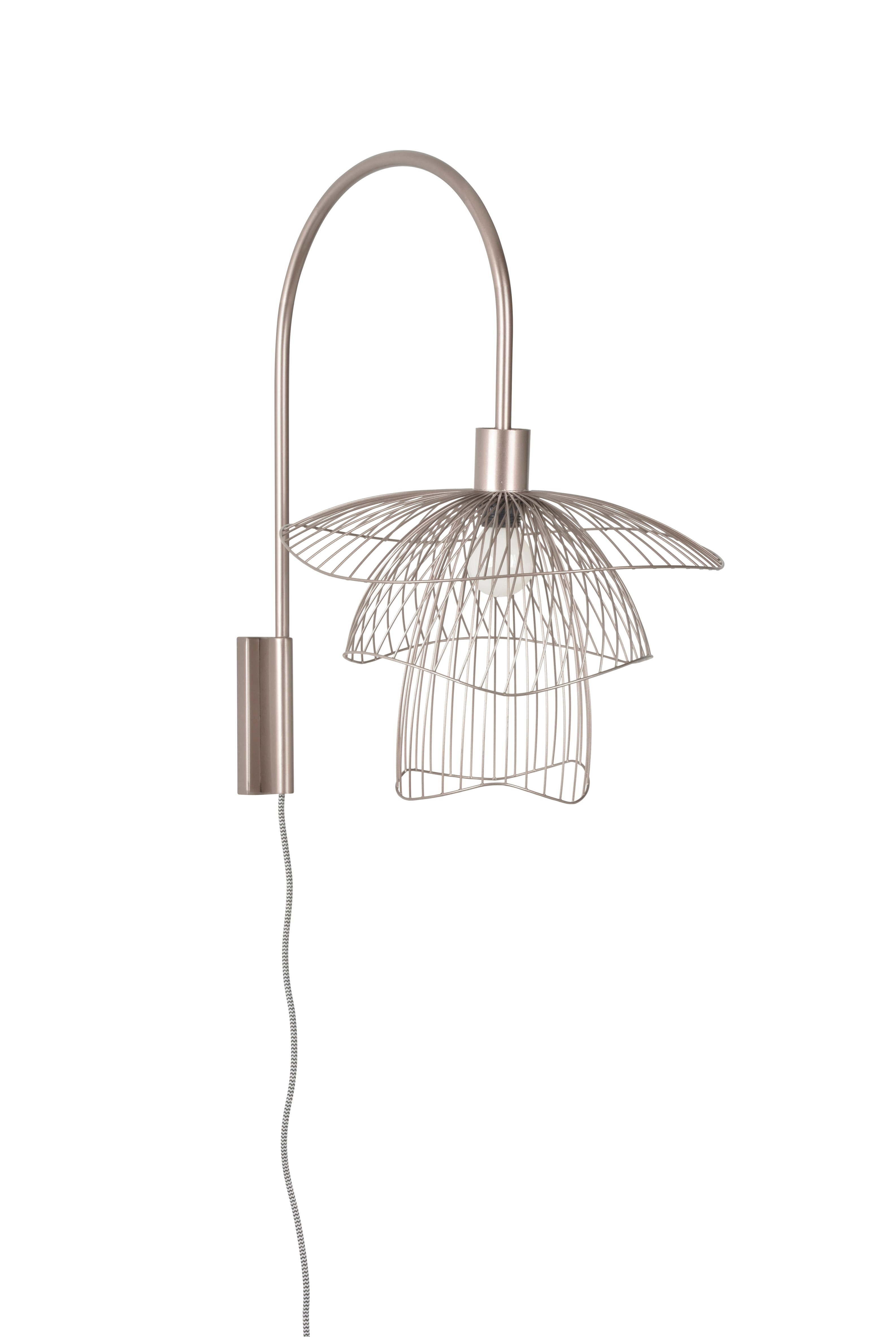 PAPILLON Metal wall light By Forestier | design Élise Fouin