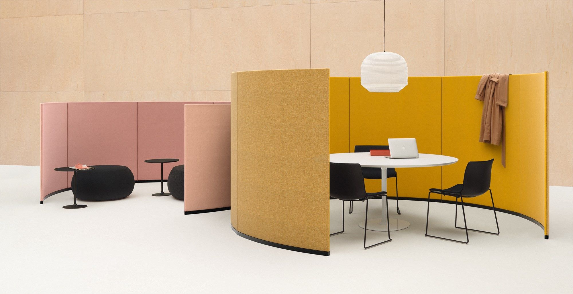 Sound absorbing freestanding fabric office screen PARAVAN By arper ...