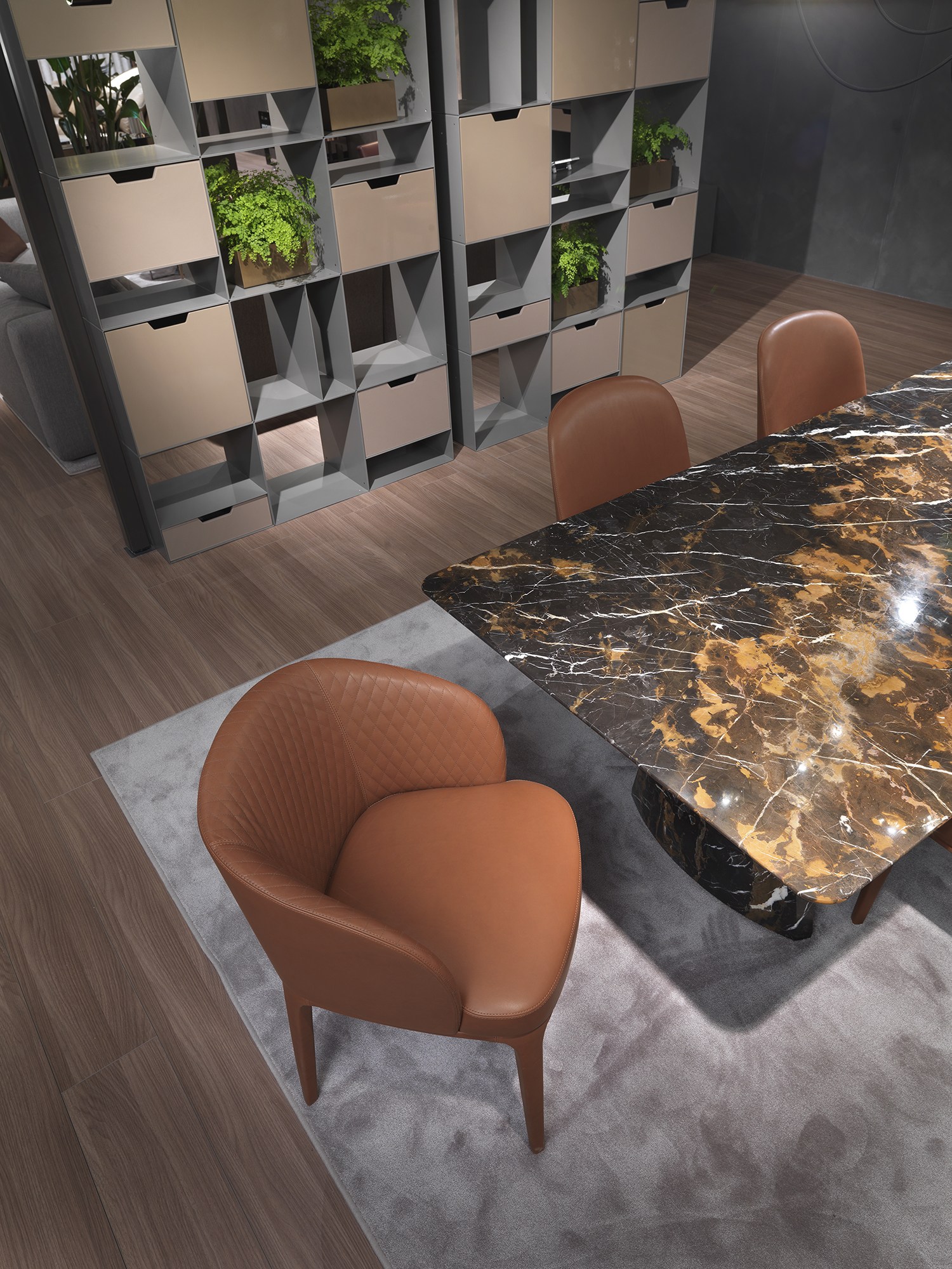 PARIS | Leather easy chair Paris Collection By Marelli design Eleonora ...