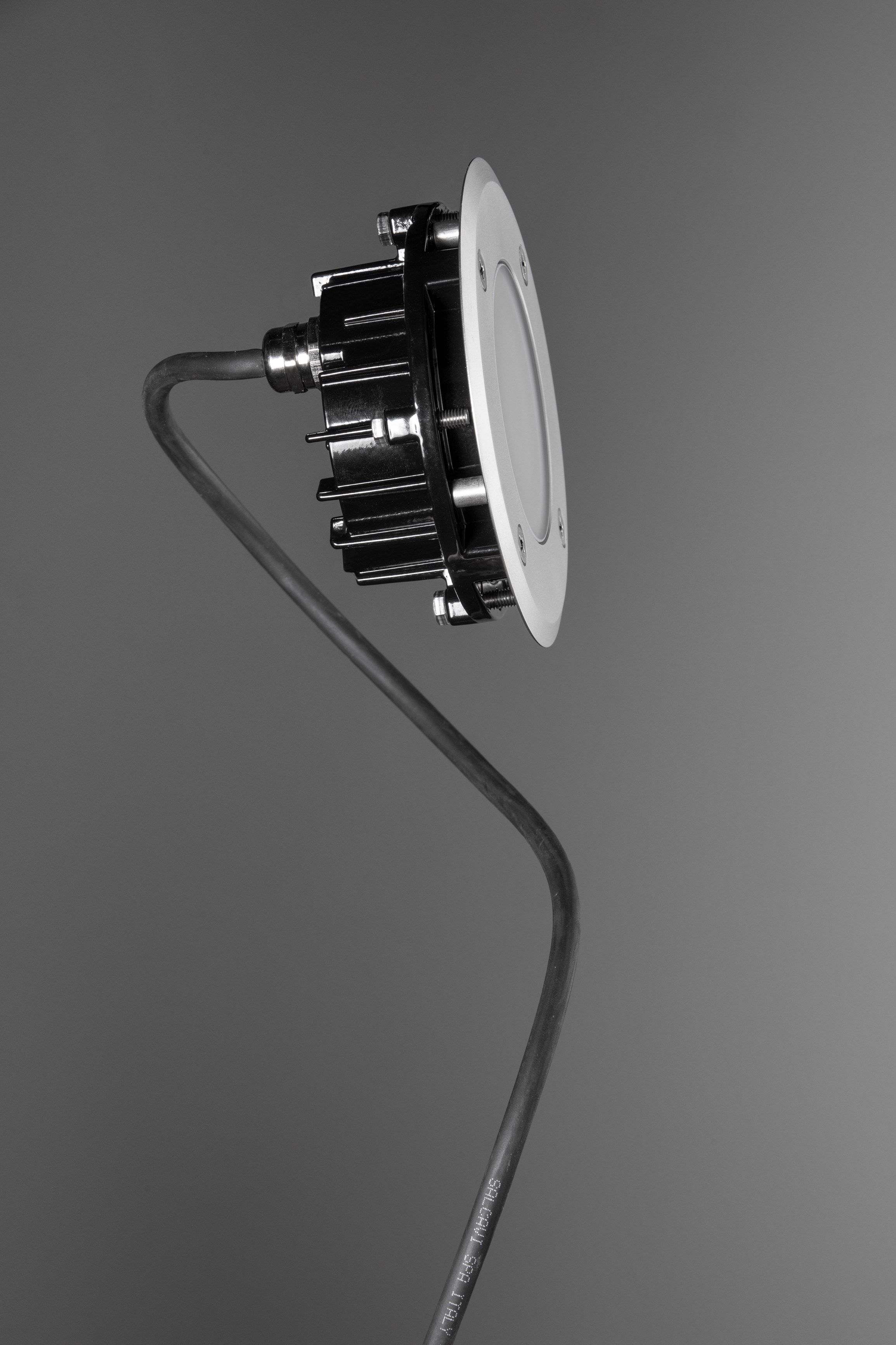 Segnapasso a LED a pavimento PASSUM ULTRAFLAT - Goccia Illuminazione ...