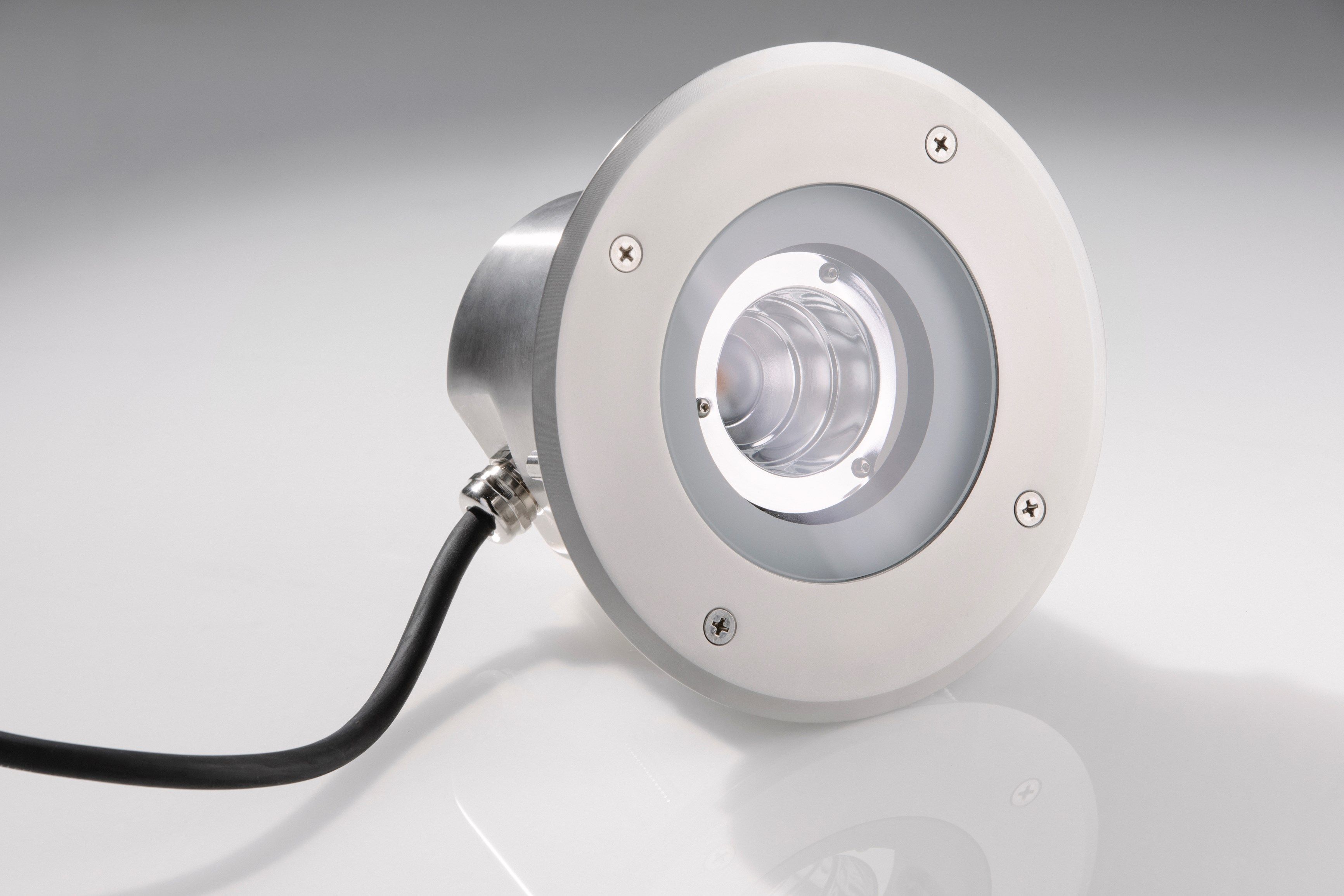 PASSUM UPLIGHT Segnapasso a LED a pavimento By Goccia Illuminazione