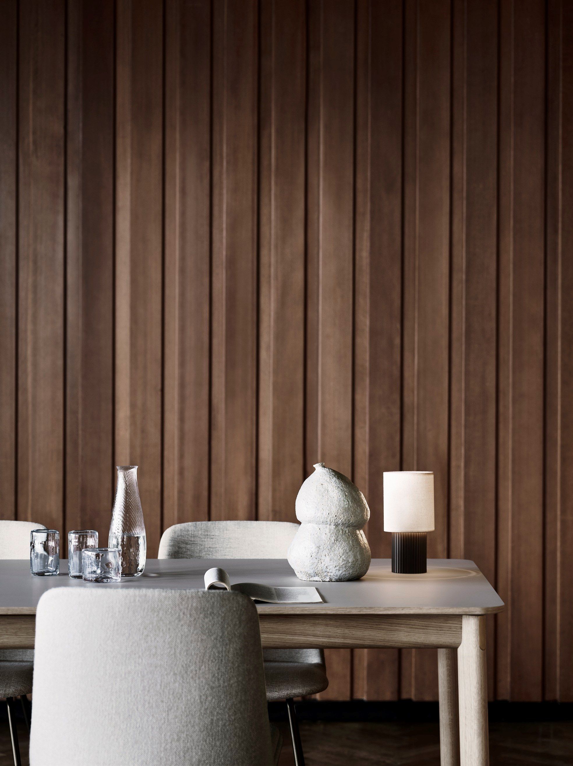 PATCH HW1 - HW2 table By &TRADITION design Hee Welling