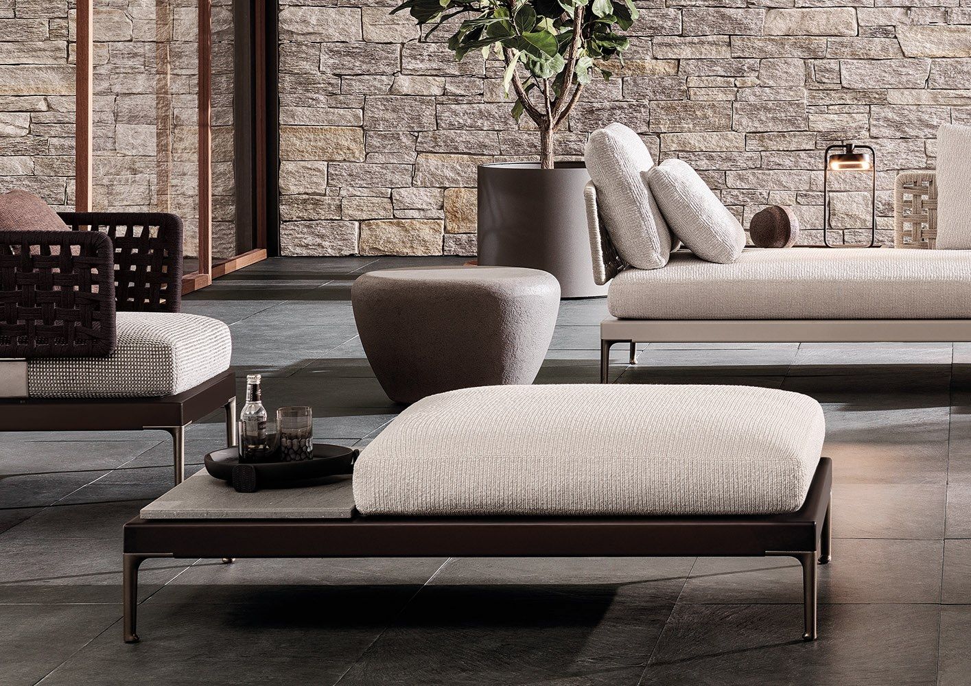 PATIO | Garden bench By Minotti design GamFratesi