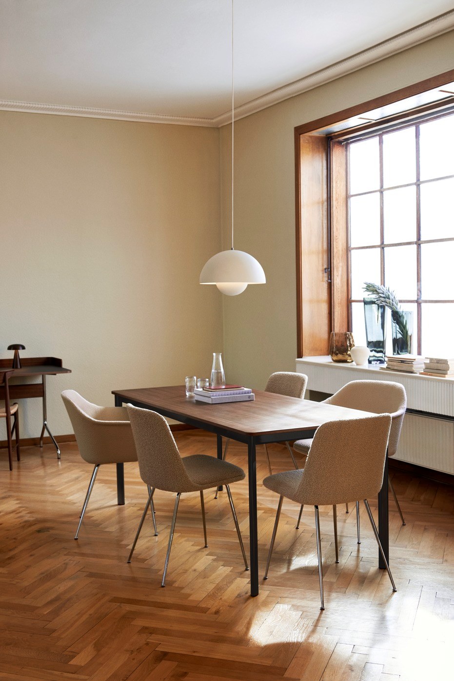 PAVILION AV17 Writing desk By &Tradition | design Anderssen & Voll