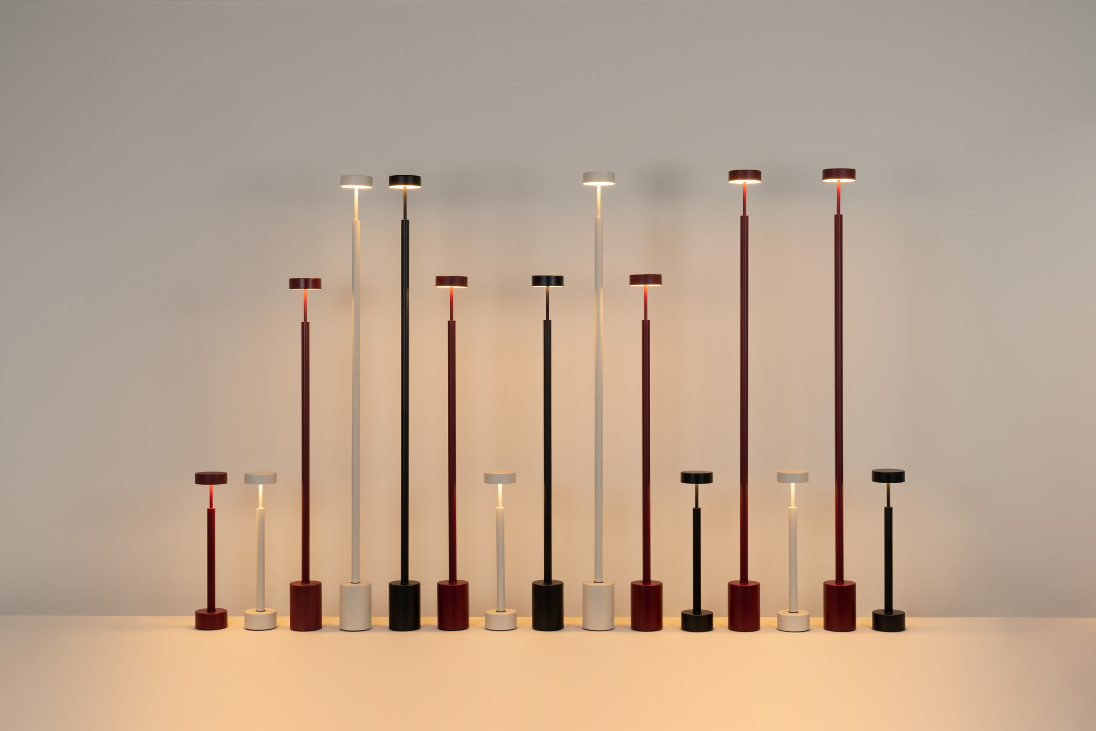 PEAK LED metal floor lamp By Milan Iluminación | design Francesc Rifé