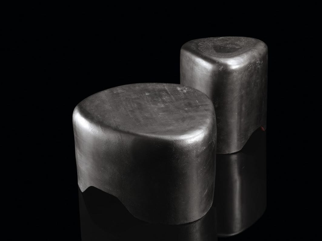 Porcelain stoneware coffee table PEBBLE By Henge design Massimo Castagna