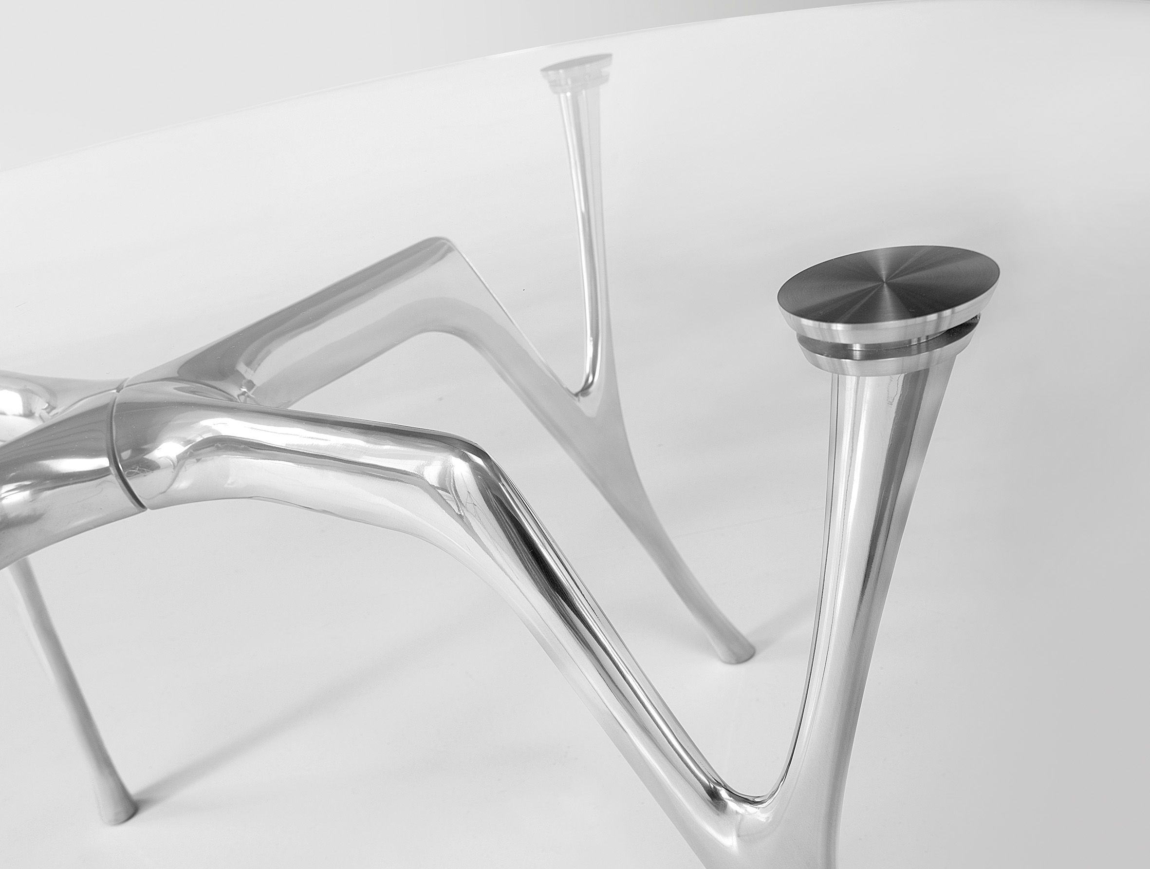 PEGASO | Round table By Caimi Brevetti design Alessandro Angelotti, Letterio Gianni Cardile