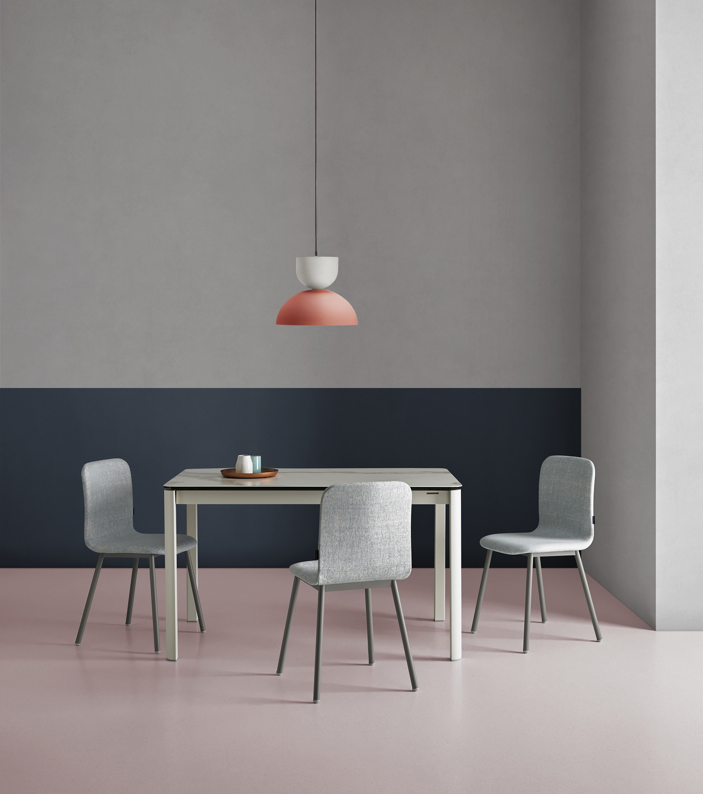 PEPPER Upholstered fabric chair By Mobliberica
