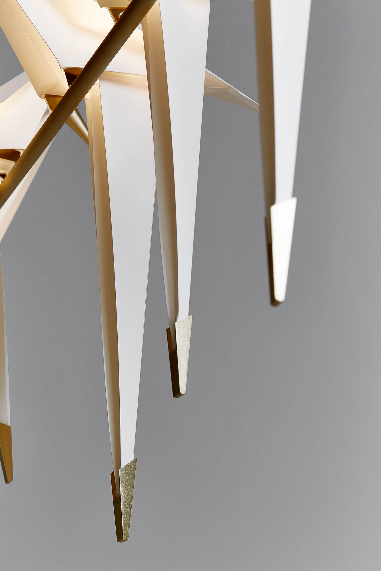 PERCH LIGHT | Chandelier Perch Light Collection By moooi design Umut Yamac