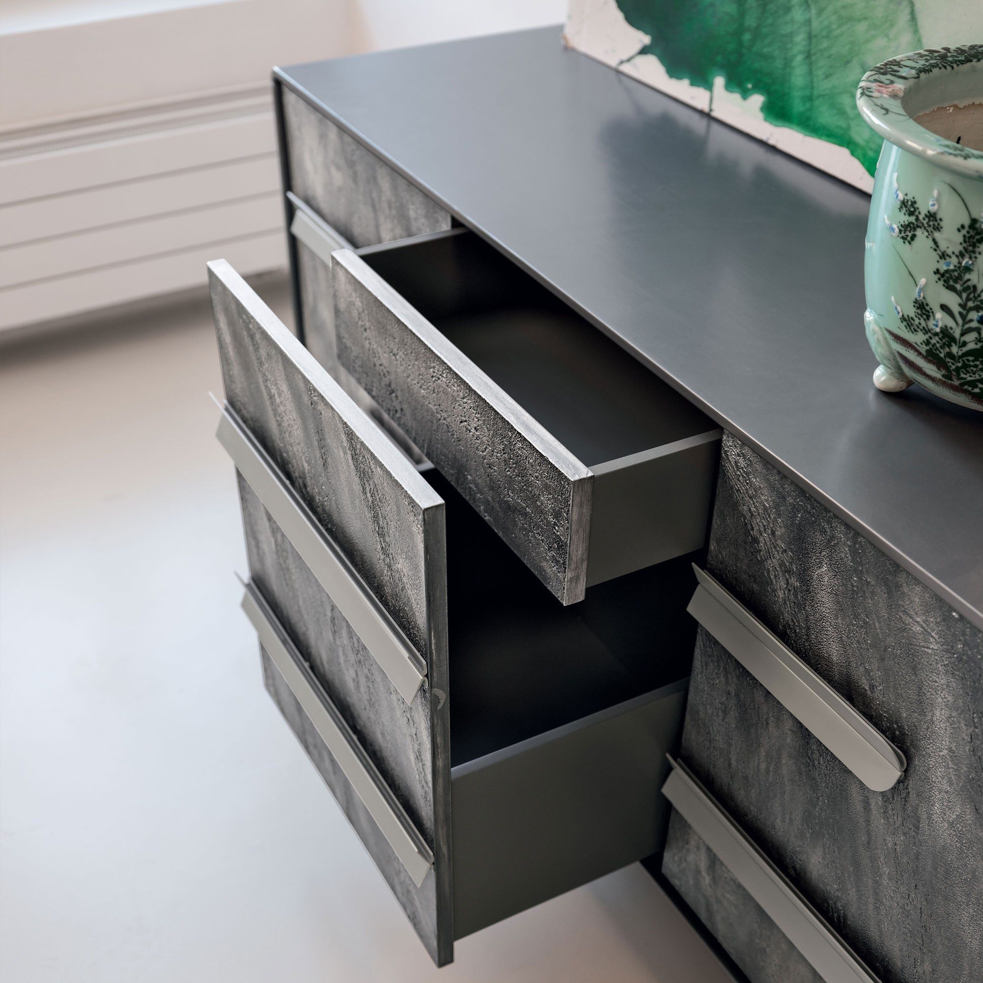 ARYA MDF sideboard with doors By CorteZari | design Archirivolto ...