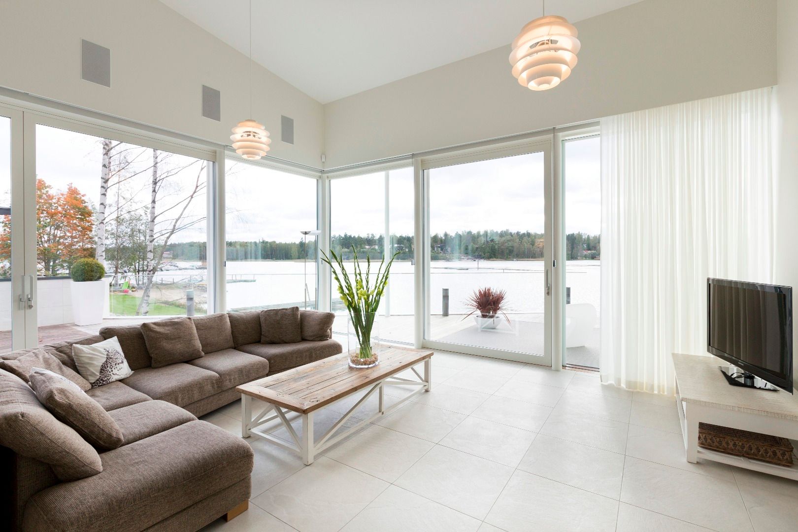 PH SNOWBALL | Pendant lamp By Louis Poulsen