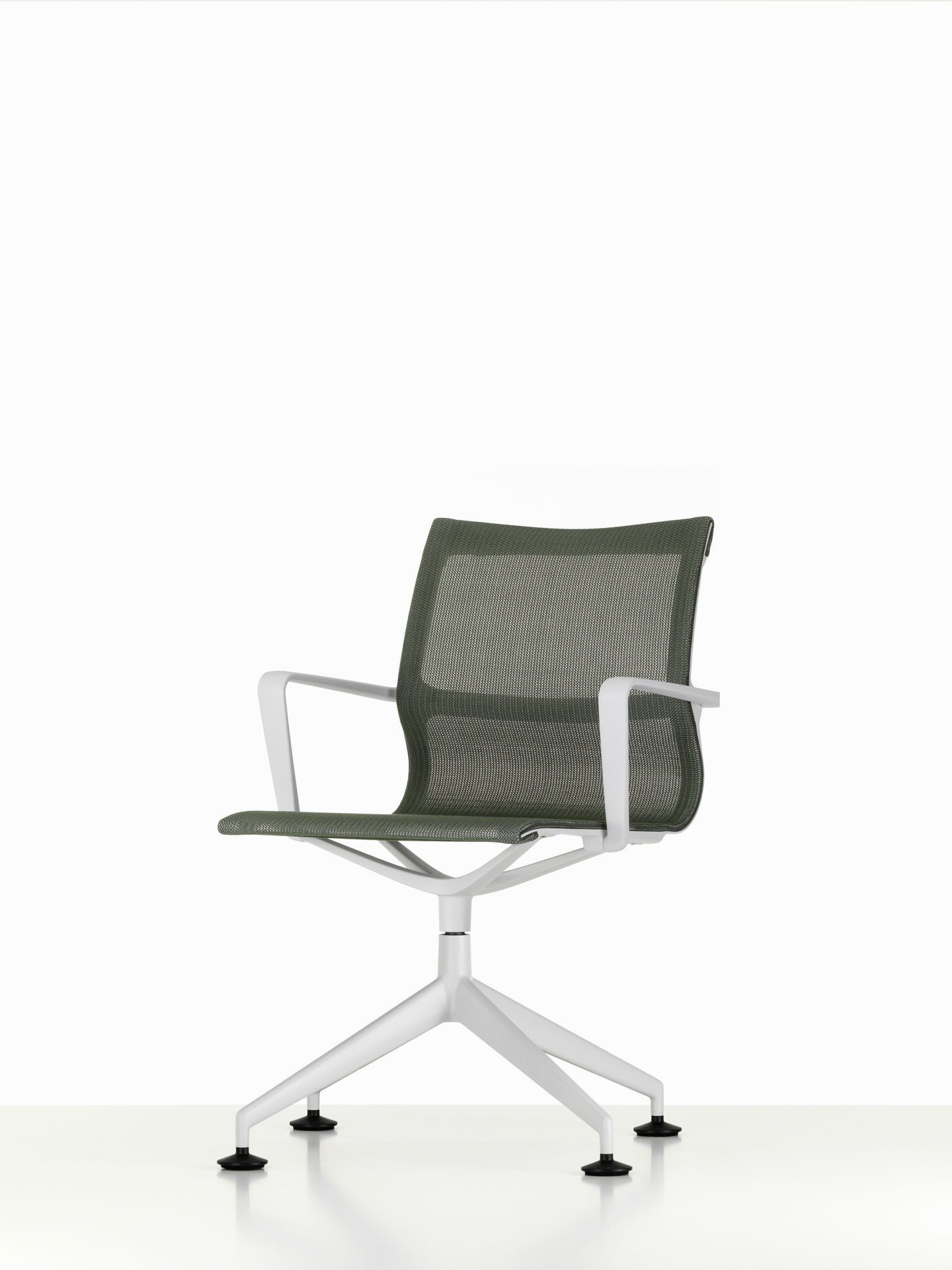 PHYSIX CONFERENCE Training chair with armrests By Vitra | design ...