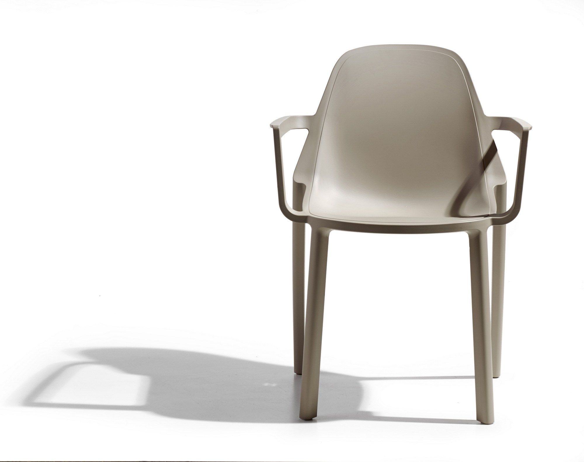 PIÙ | Sedia con braccioli By SCAB DESIGN