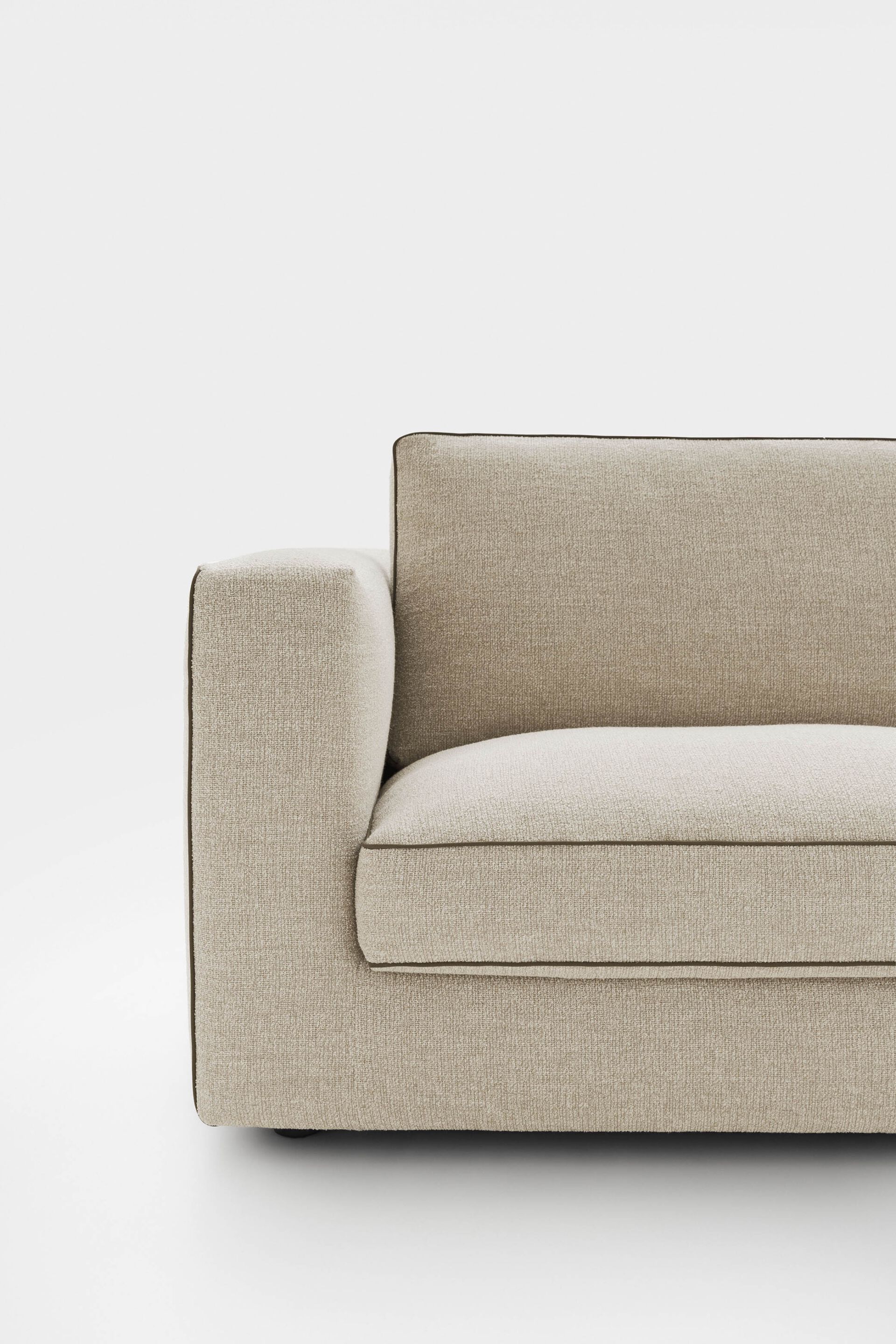 NICE Sofa By PIANCA