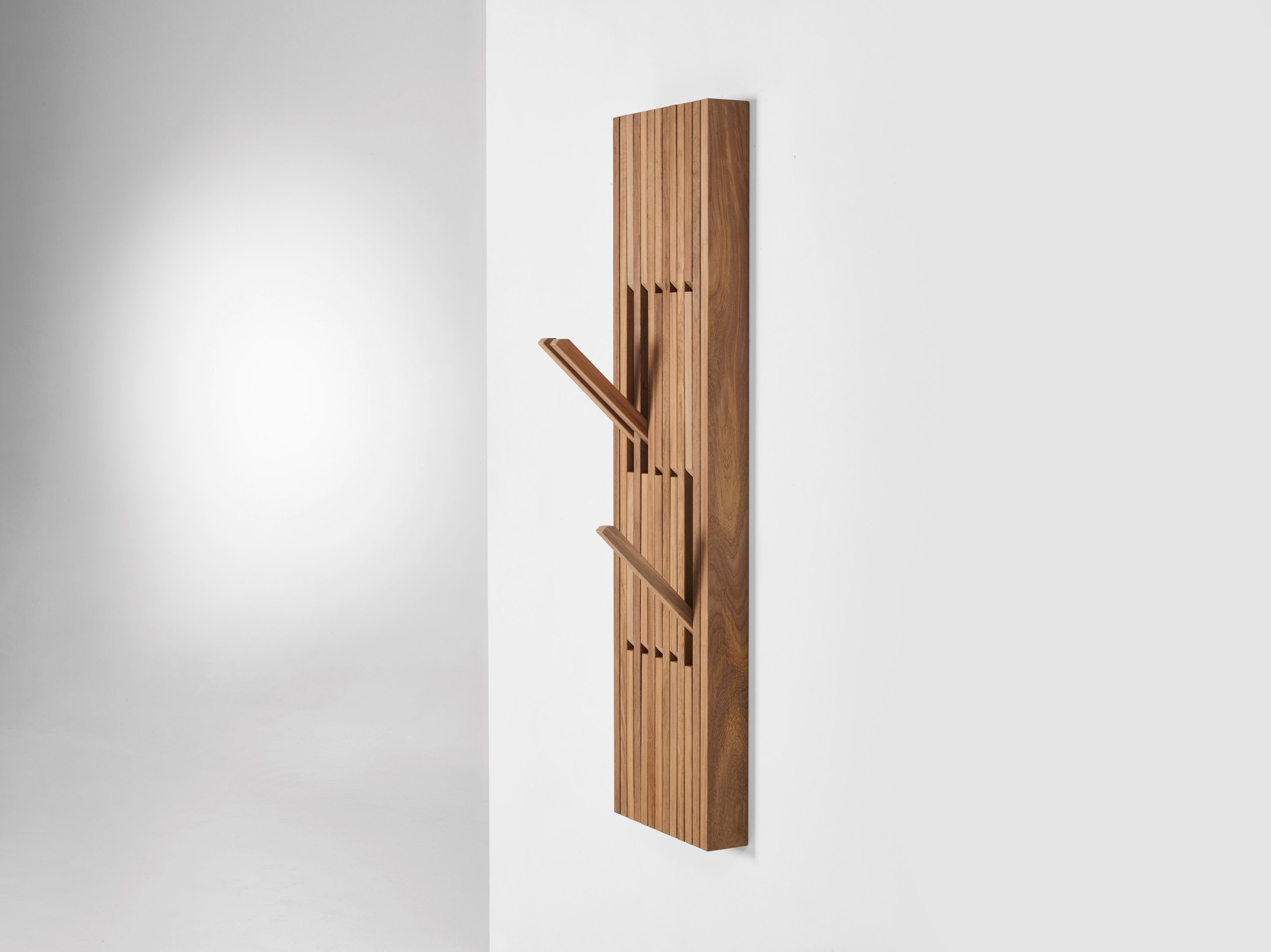 PIANO TEAK (OUTDOOR) Coat rack By PER/USE