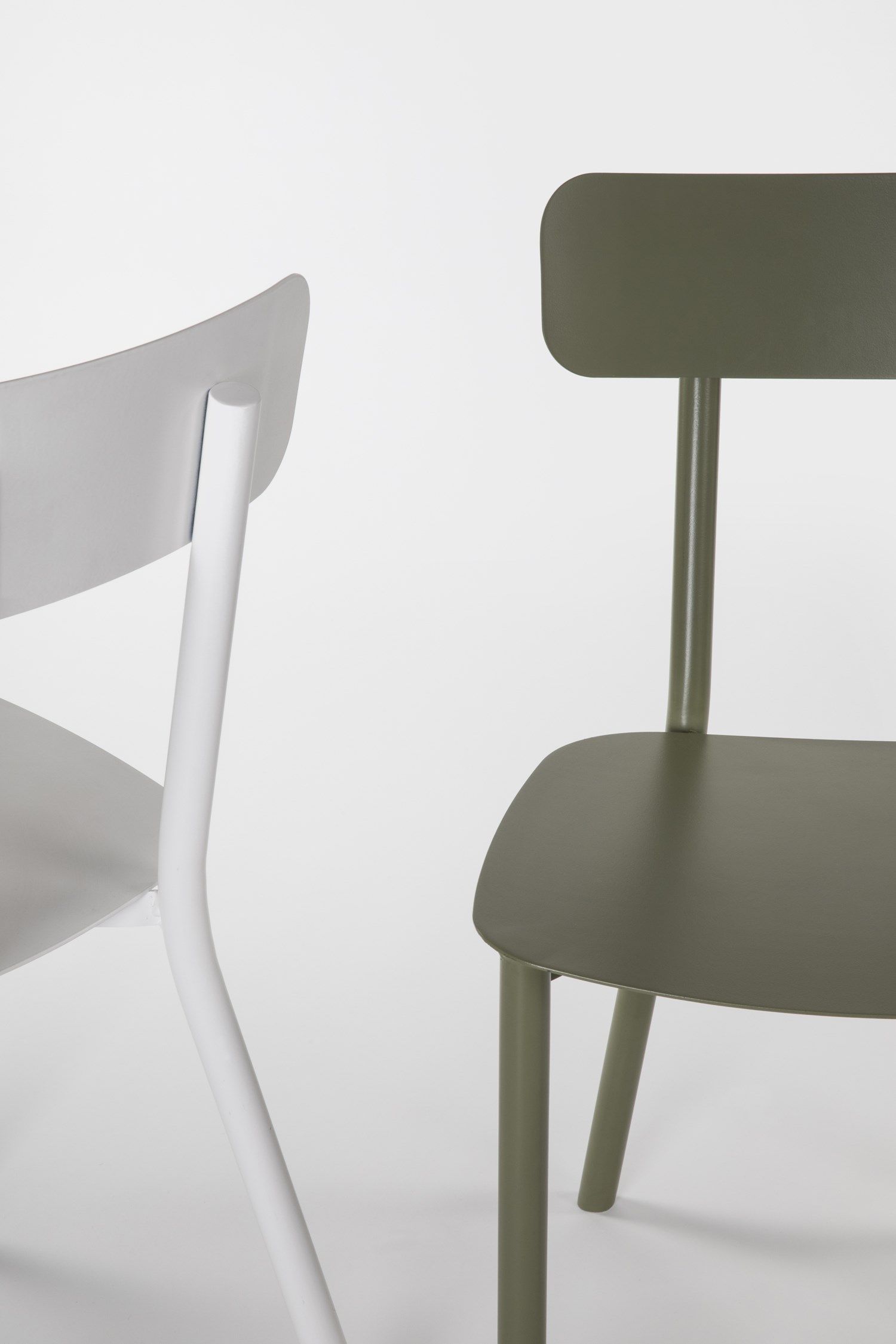 Open back aluminium chair PICTO By STIP design Elia Mangia