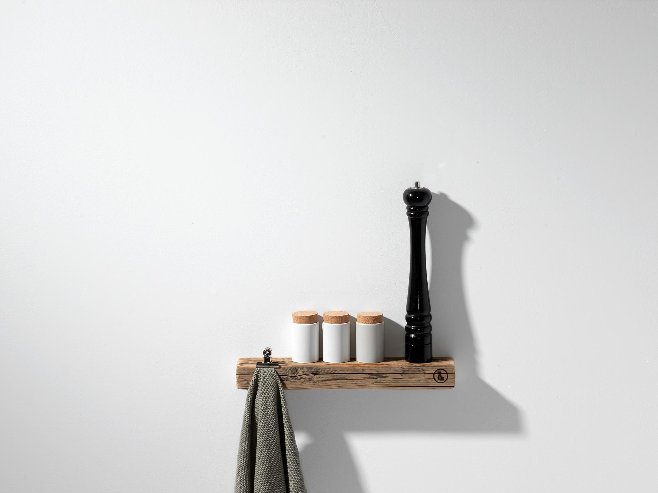 RECLAIMED WOOD PICTURE LEDGE #02 Estante By weld & co