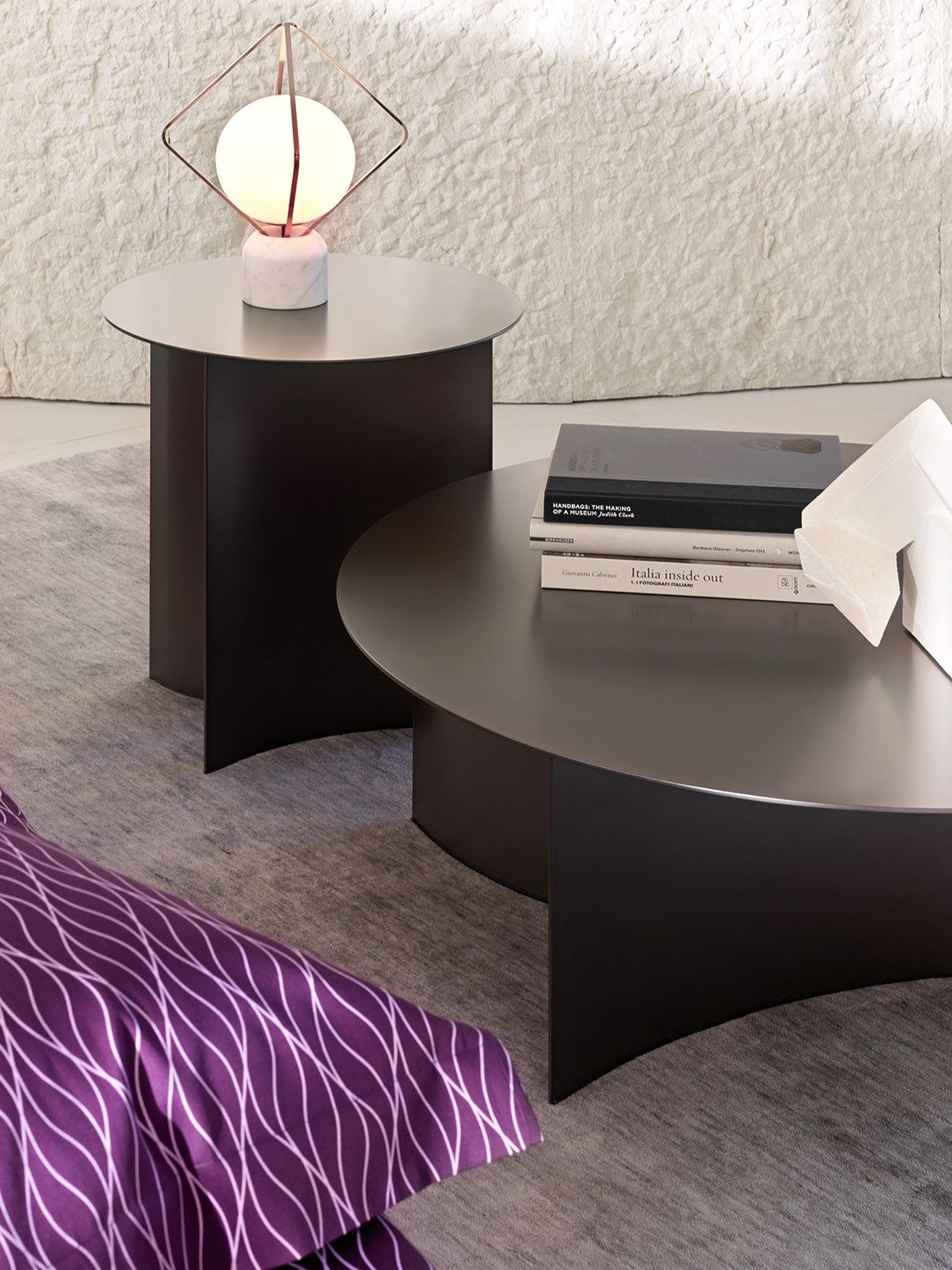 PIERRE Round metal coffee table By Flou