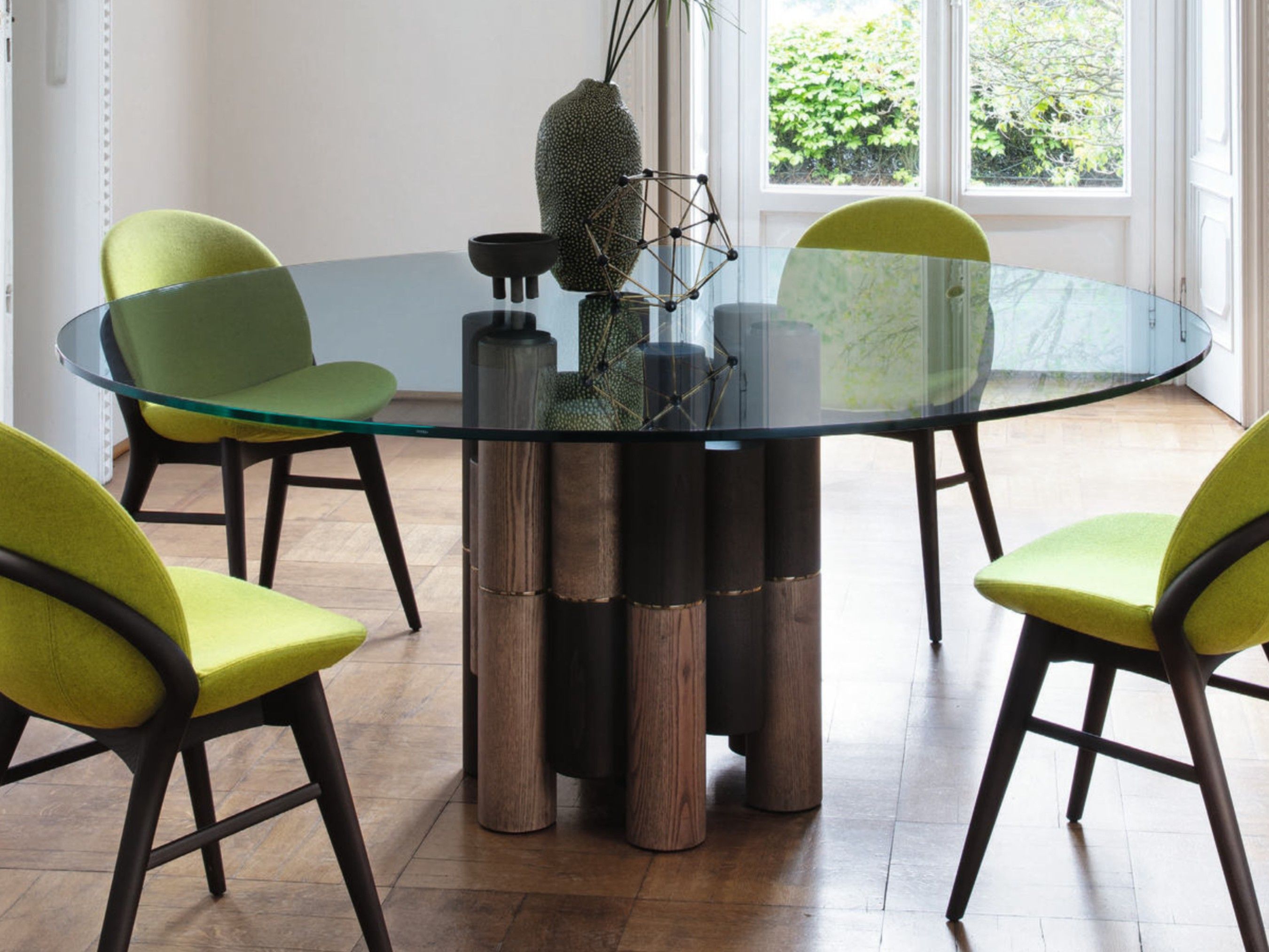 PILAR MIX | Round table Round solid wood dining table and crystal top ...