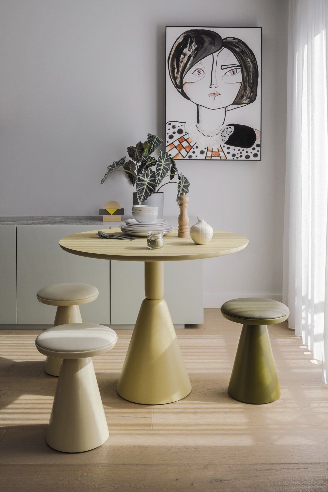 PION FRESNO | Round table Round wooden table By Sancal | design Ionna ...