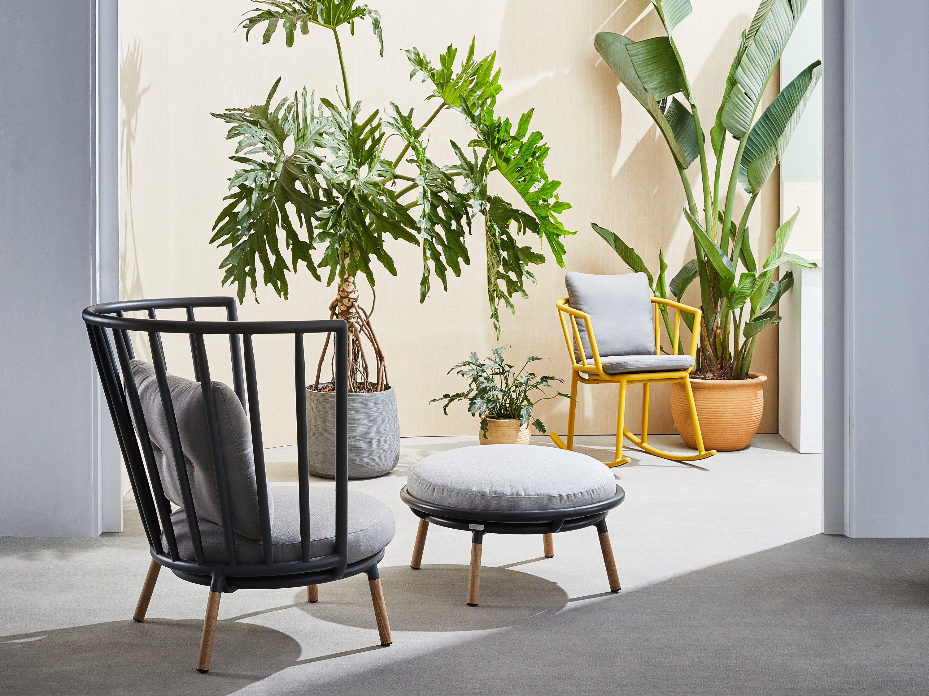 PIPE | Sedia a dondolo By Kun Design design Kun Qi