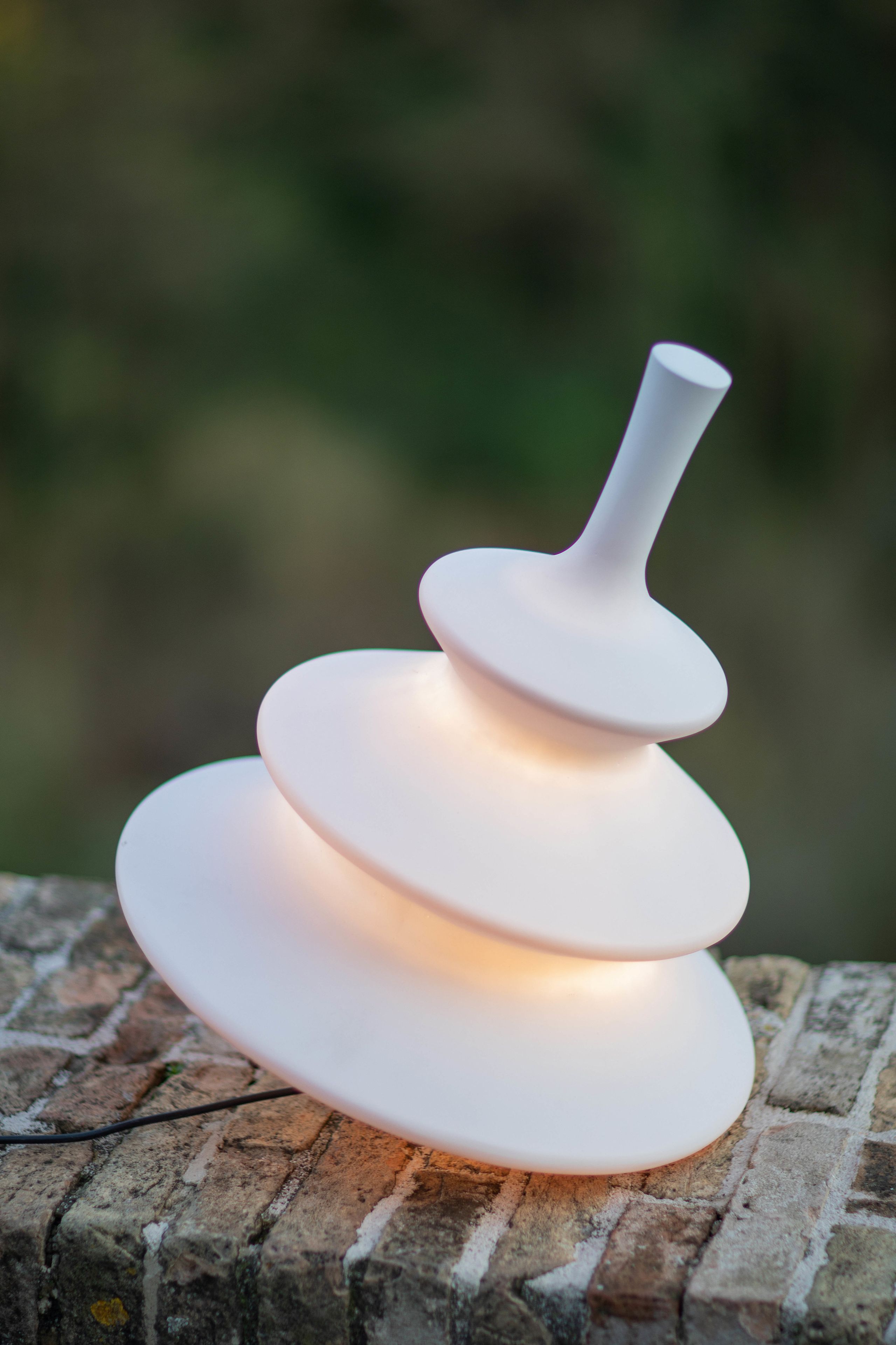 Resin floor lamp PIRLA Pirla Collection By Karman design Bizzarri ...