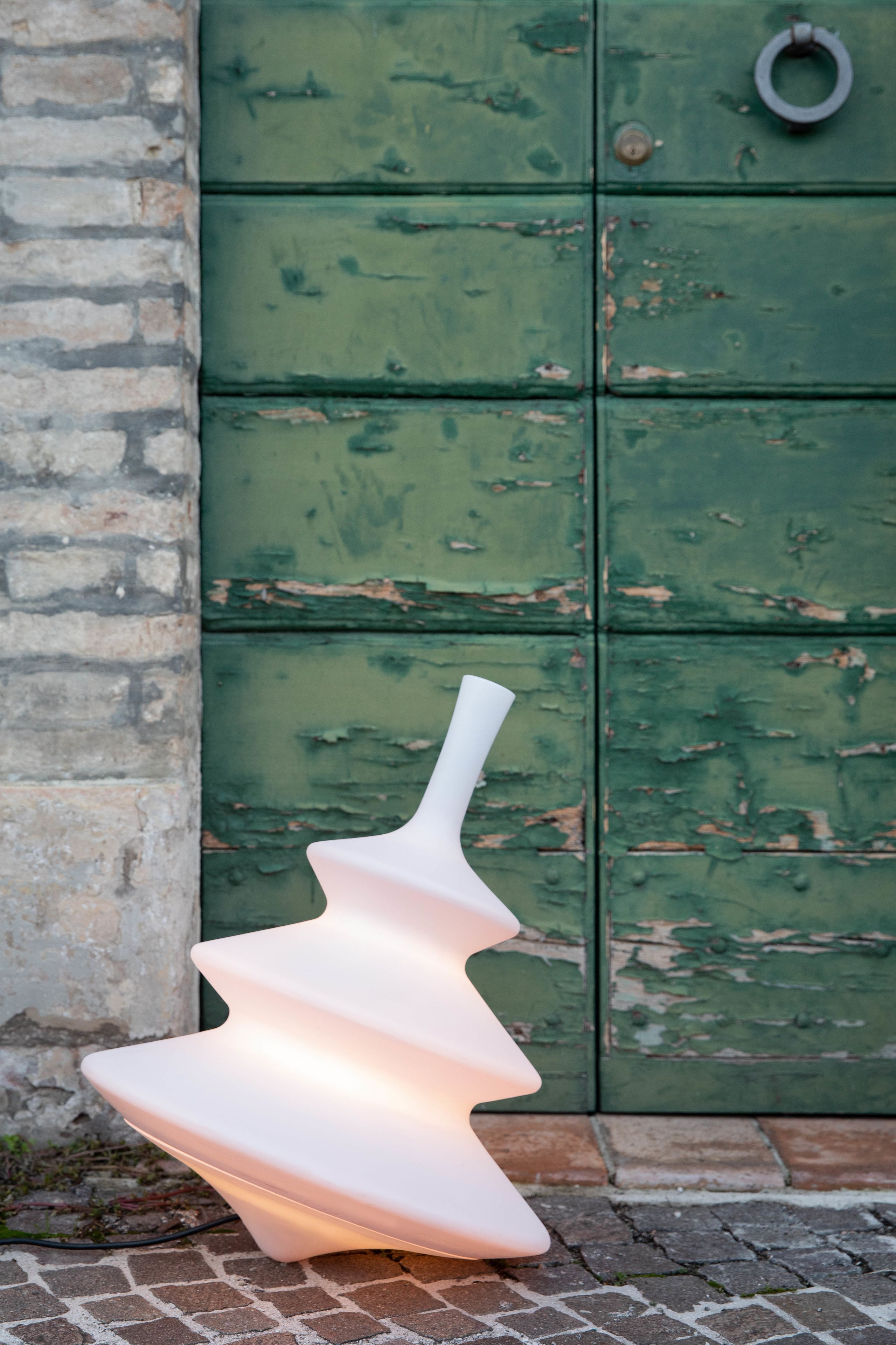 Resin floor lamp PIRLA Pirla Collection By Karman design Bizzarri ...