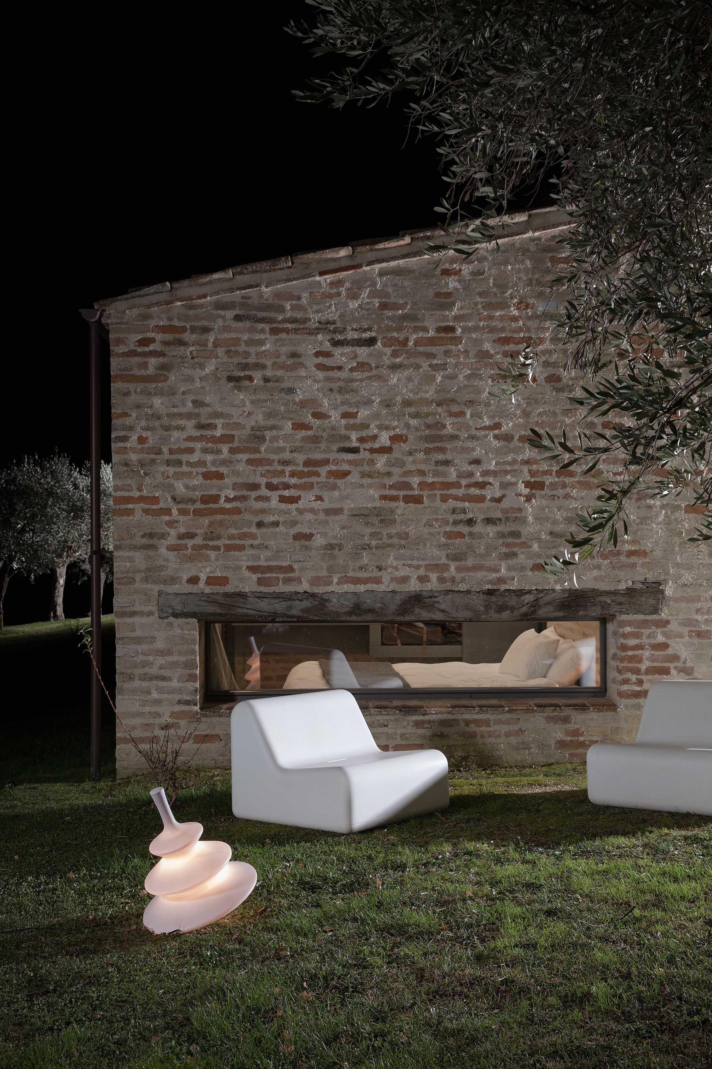 Resin floor lamp PIRLA Pirla Collection By Karman design Bizzarri ...