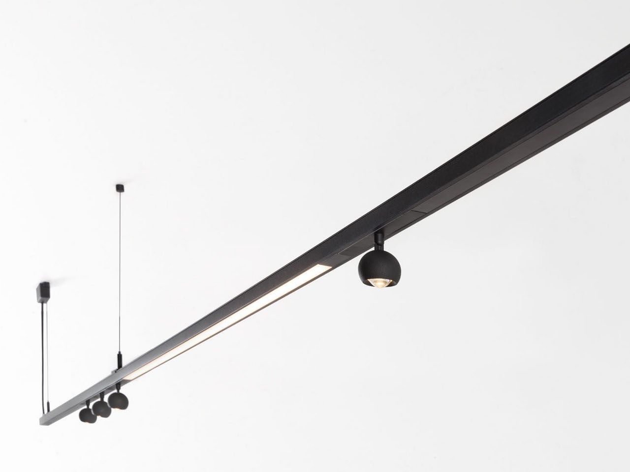 PISTA - MARBULITO TRACK | Pendant lamp By Modular Lighting Instruments