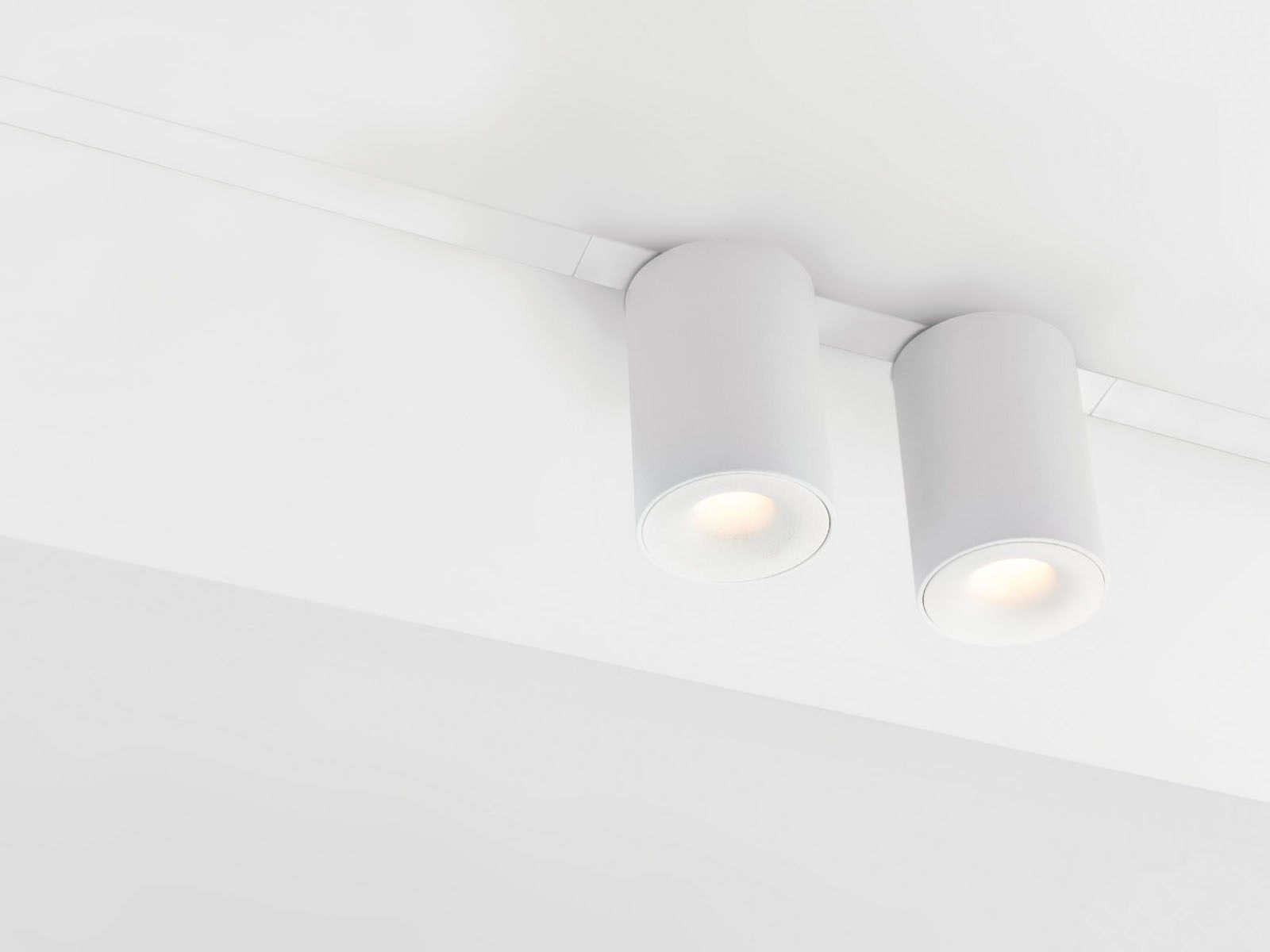 PISTA - SMART 48 TUBED | Illuminazione a binario By Modular Lighting ...