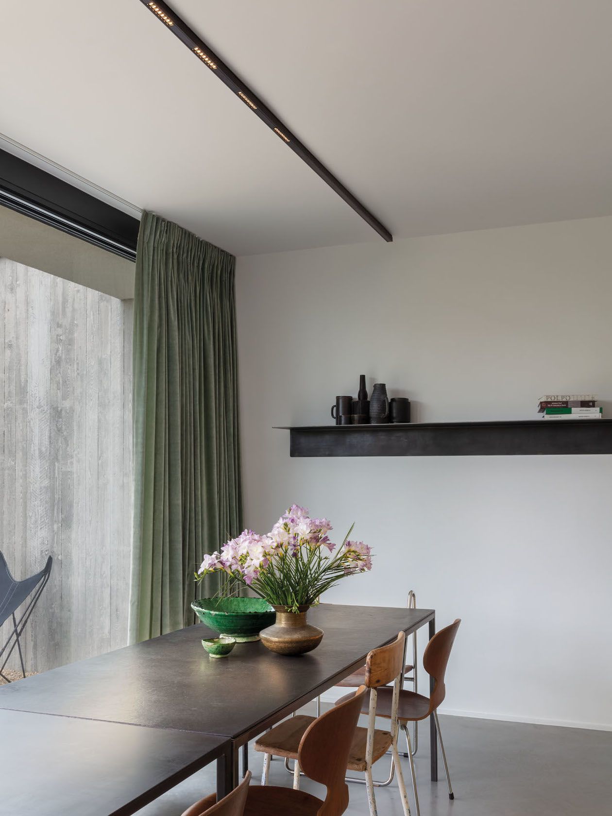 PISTA TRACK 48V LED LINEAR SPOTS LED track-Light By Modular Lighting ...