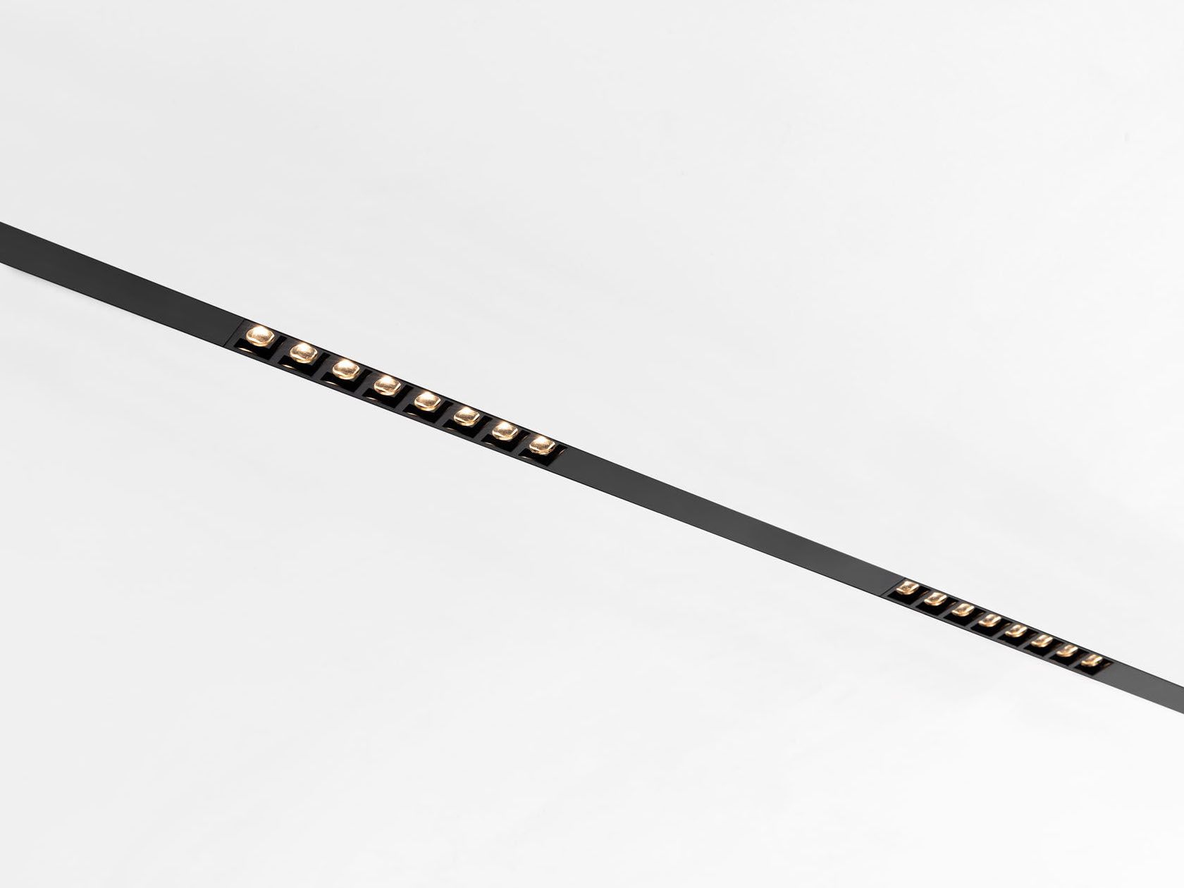 PISTA TRACK 48V LED LINEAR SPOTS LED track-Light By Modular Lighting ...