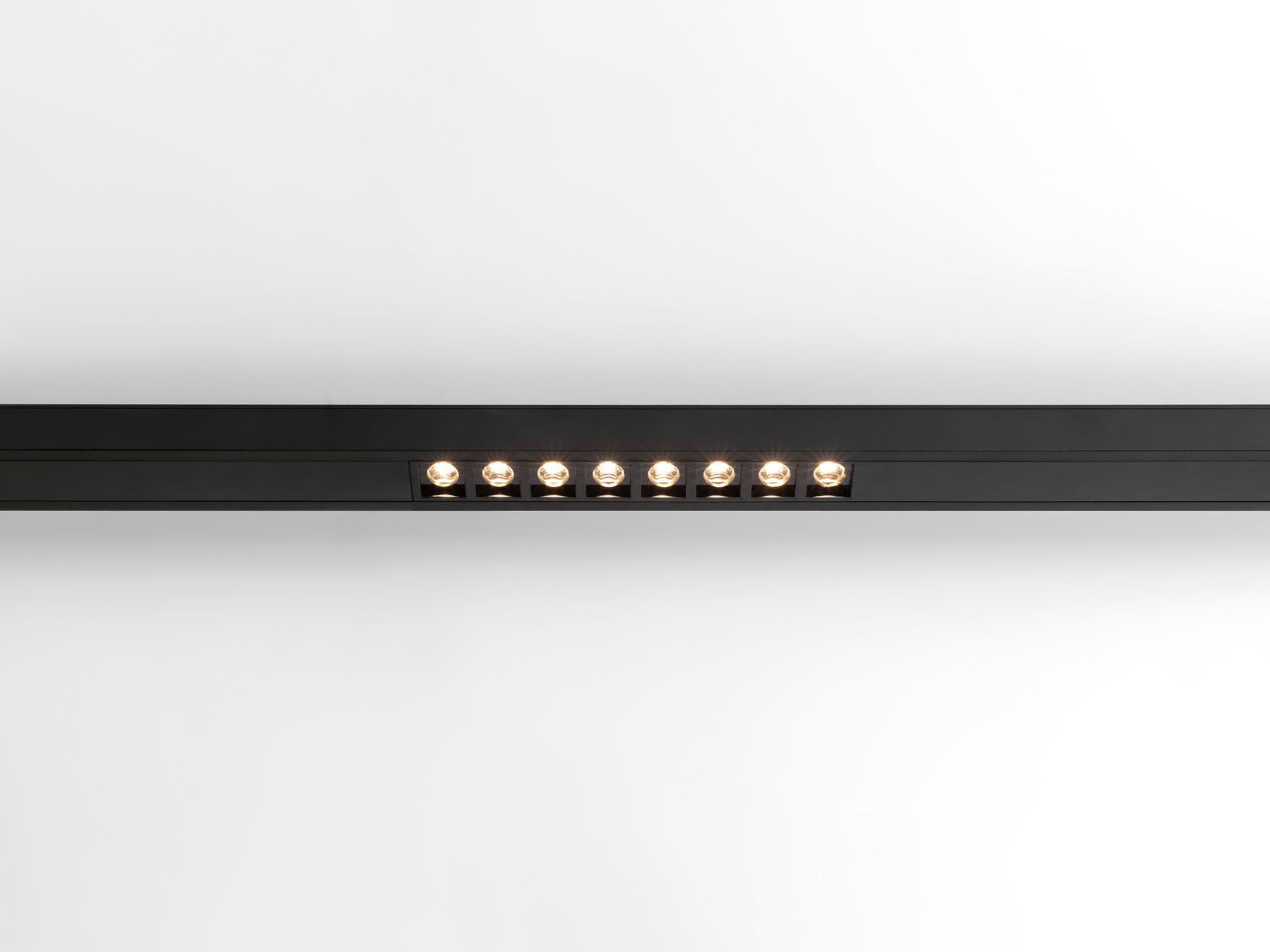 PISTA TRACK 48V LED LINEAR SPOTS LED track-Light By Modular Lighting ...