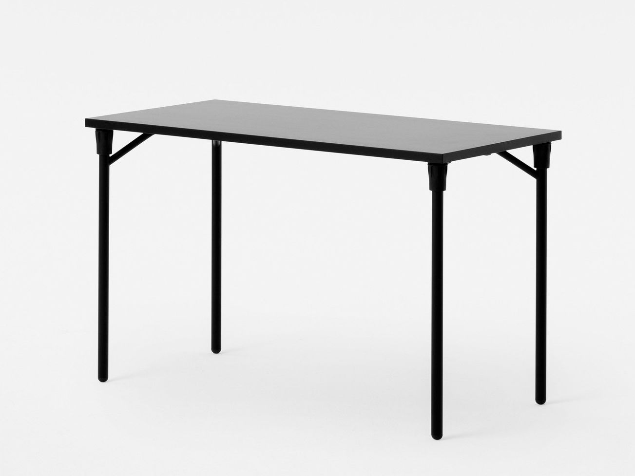 PIUMA Table By Mara