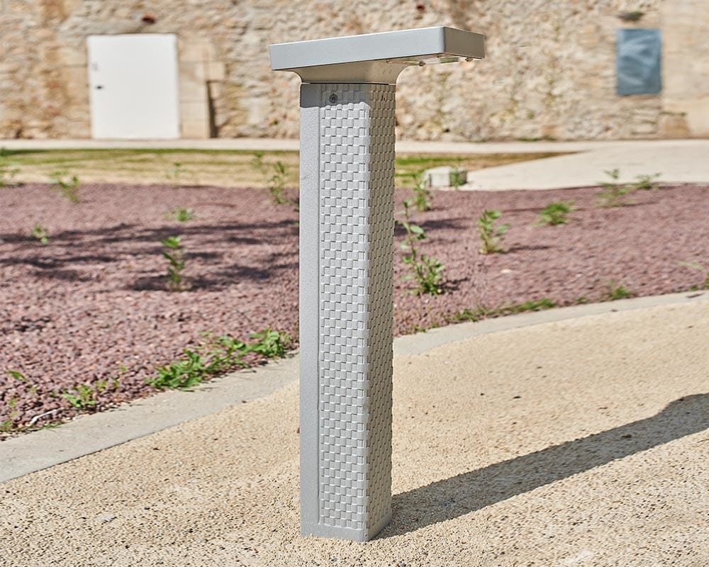 PIXEL Poteau avec éclairage By GHM-ECLATEC | design Stoa Architecture