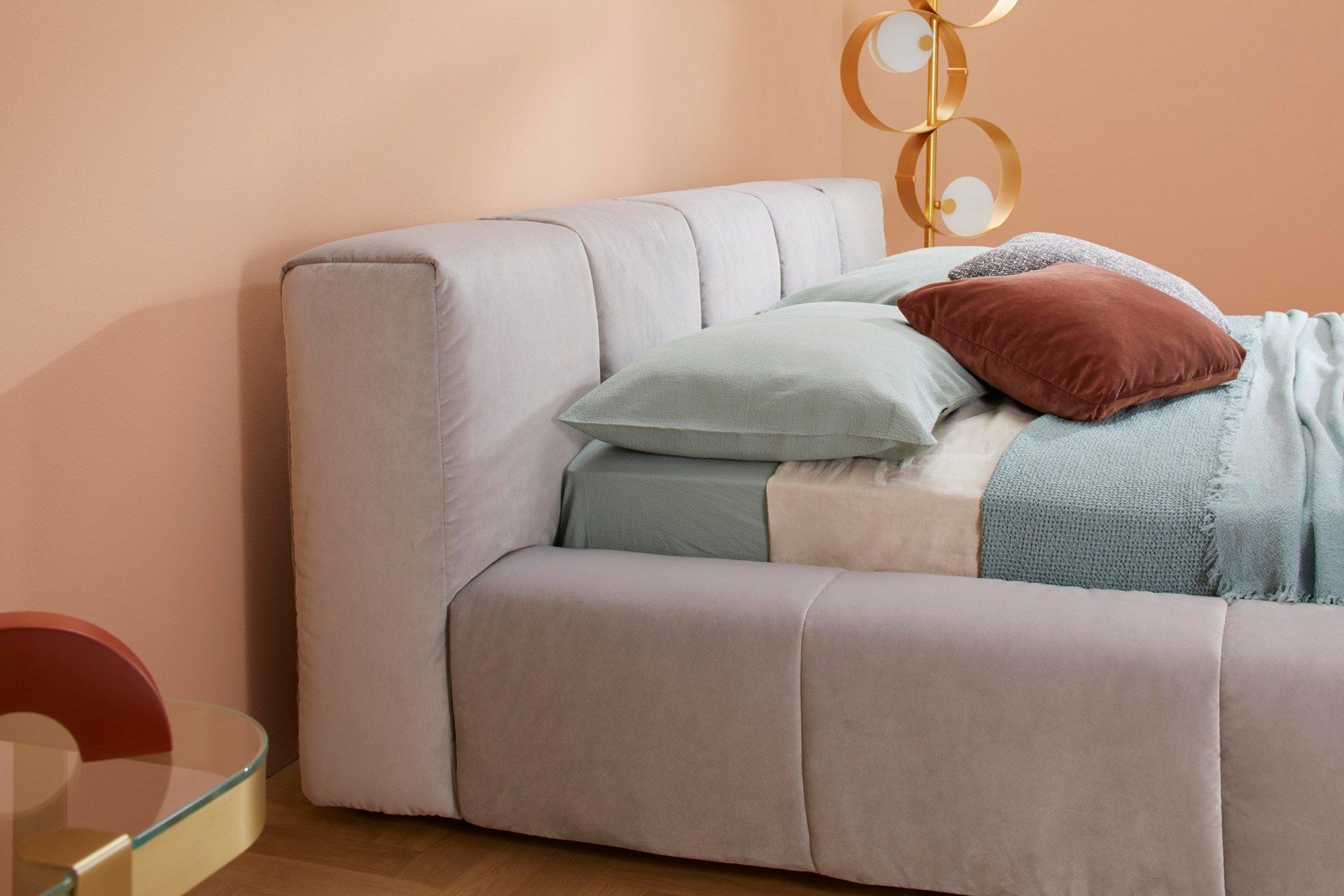 PIXEL BOX LARGE Bed By Saba Italia | design Sergio Bicego