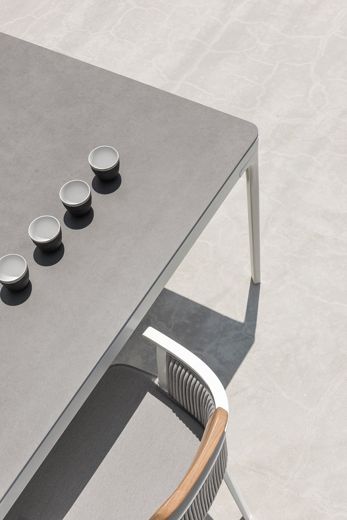 PLAY Square porcelain stoneware garden table By Ethimo