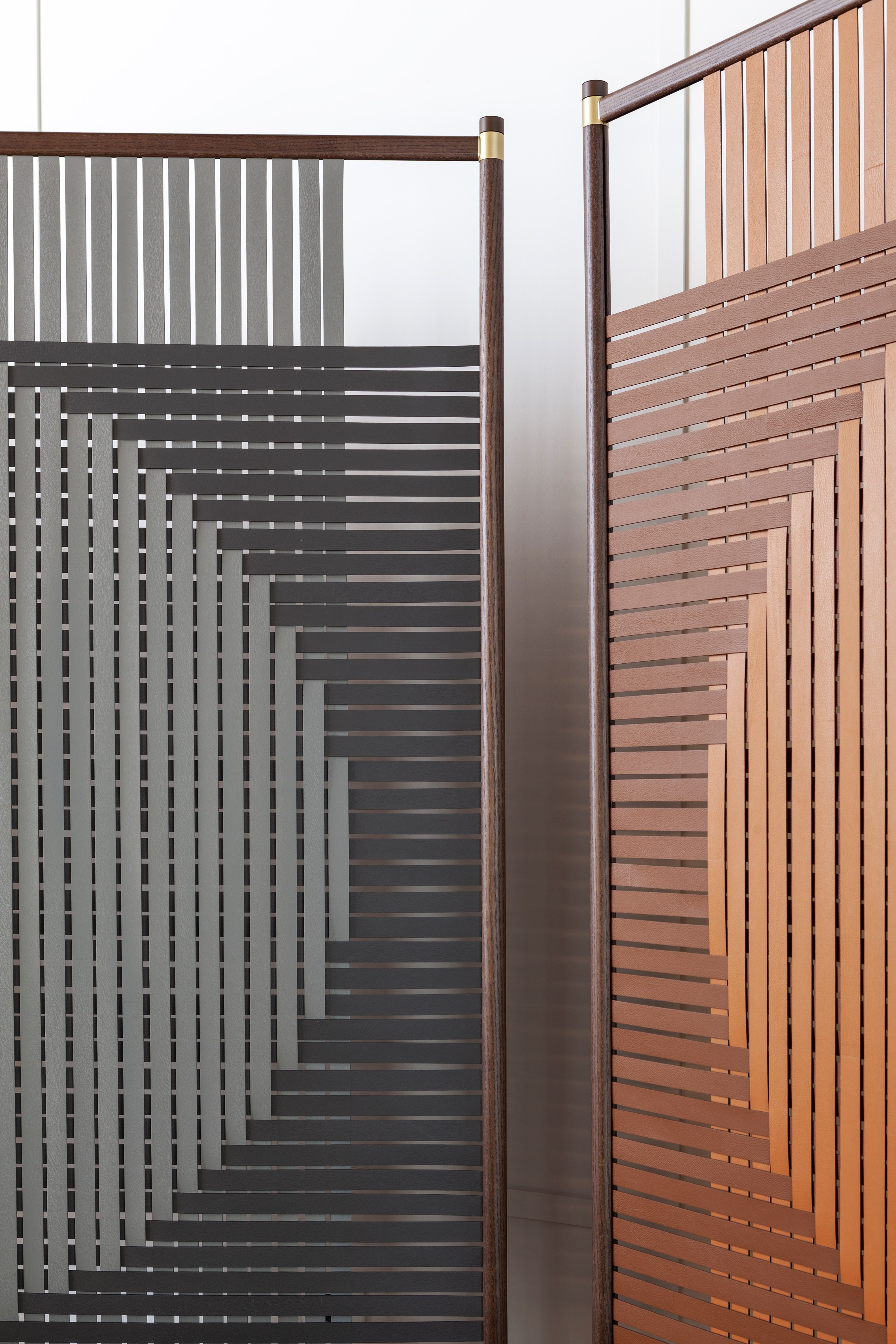 PLOT Room divider By Poltrona Frau | design GamFratesi