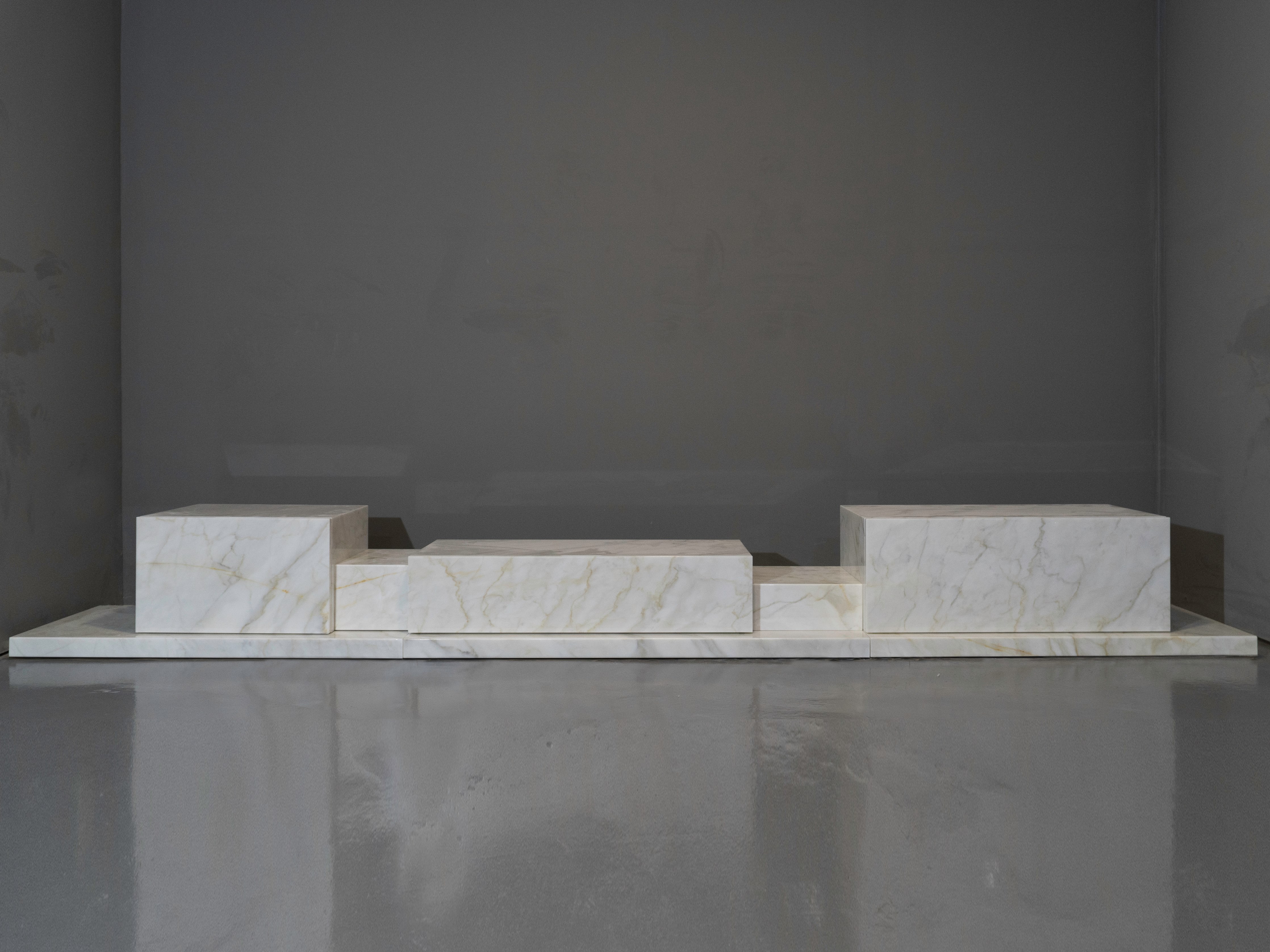 PODIUM CALACATTA Marble sideboard with drawers By Maami Home | design ...