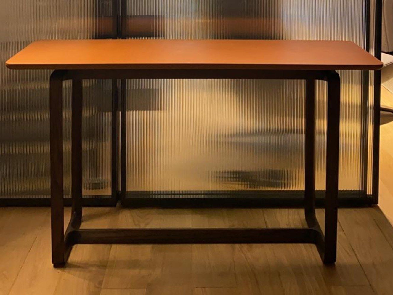 POLTRONA FRAU FIDELIO SADDLE E. CAMMELLO consolle By In Stock design ...