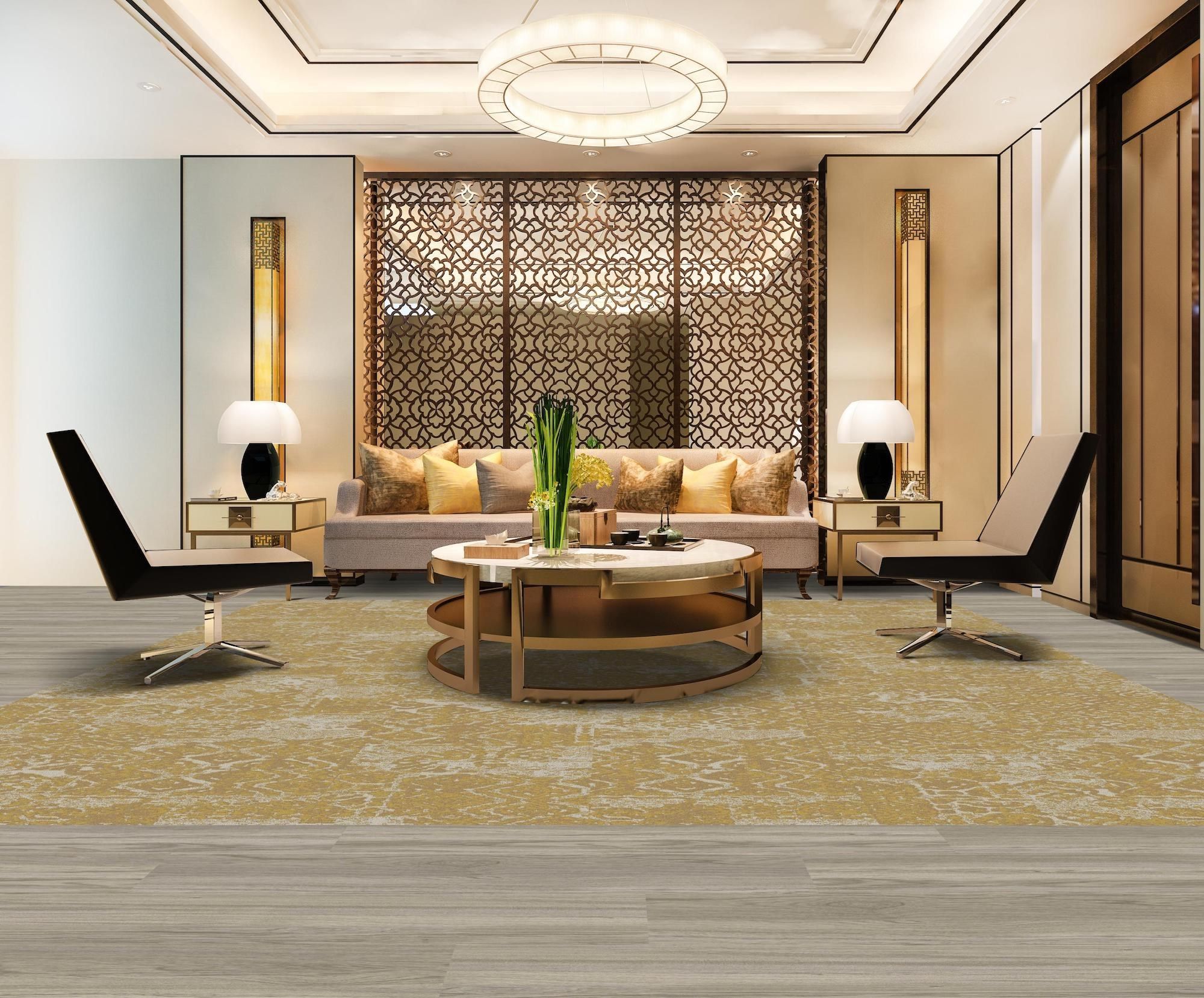 PORTMANTEAU | Patterned carpeting By Interface®